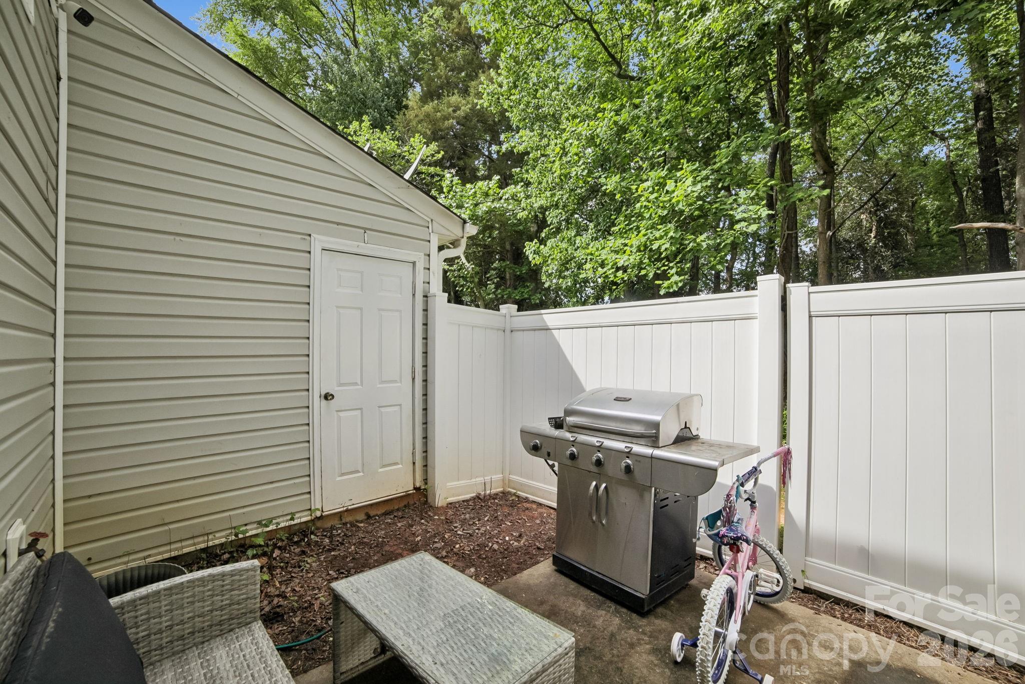 Photo 20 of 5427 Kimmerly Woods Drive, Charlotte, NC