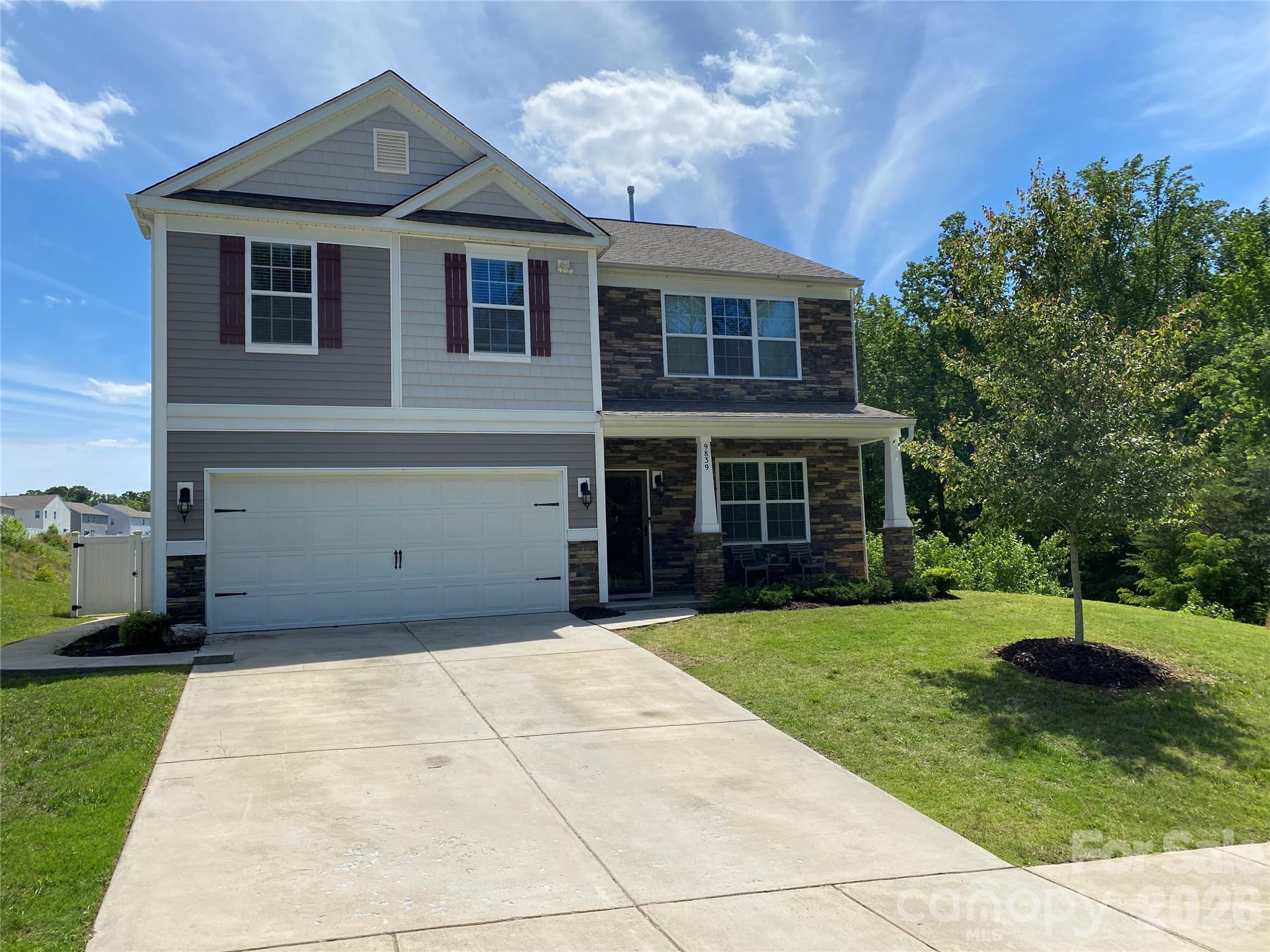 Photo 2 of 9839 Oak Barrel Lane, Charlotte, NC