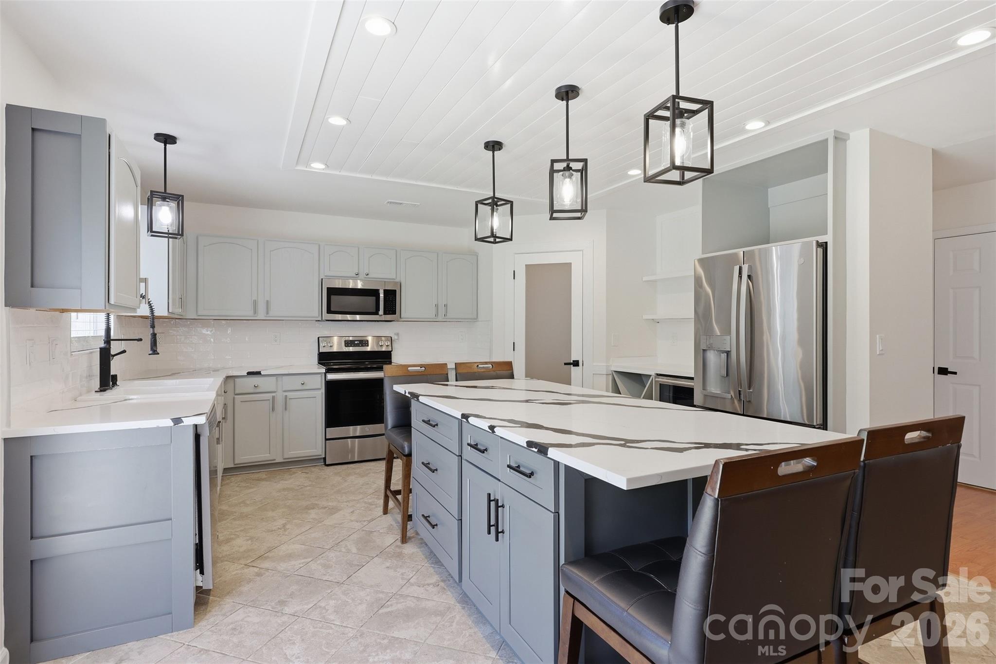 Photo 15 of 3902 Larkhaven Village Drive, Charlotte, NC