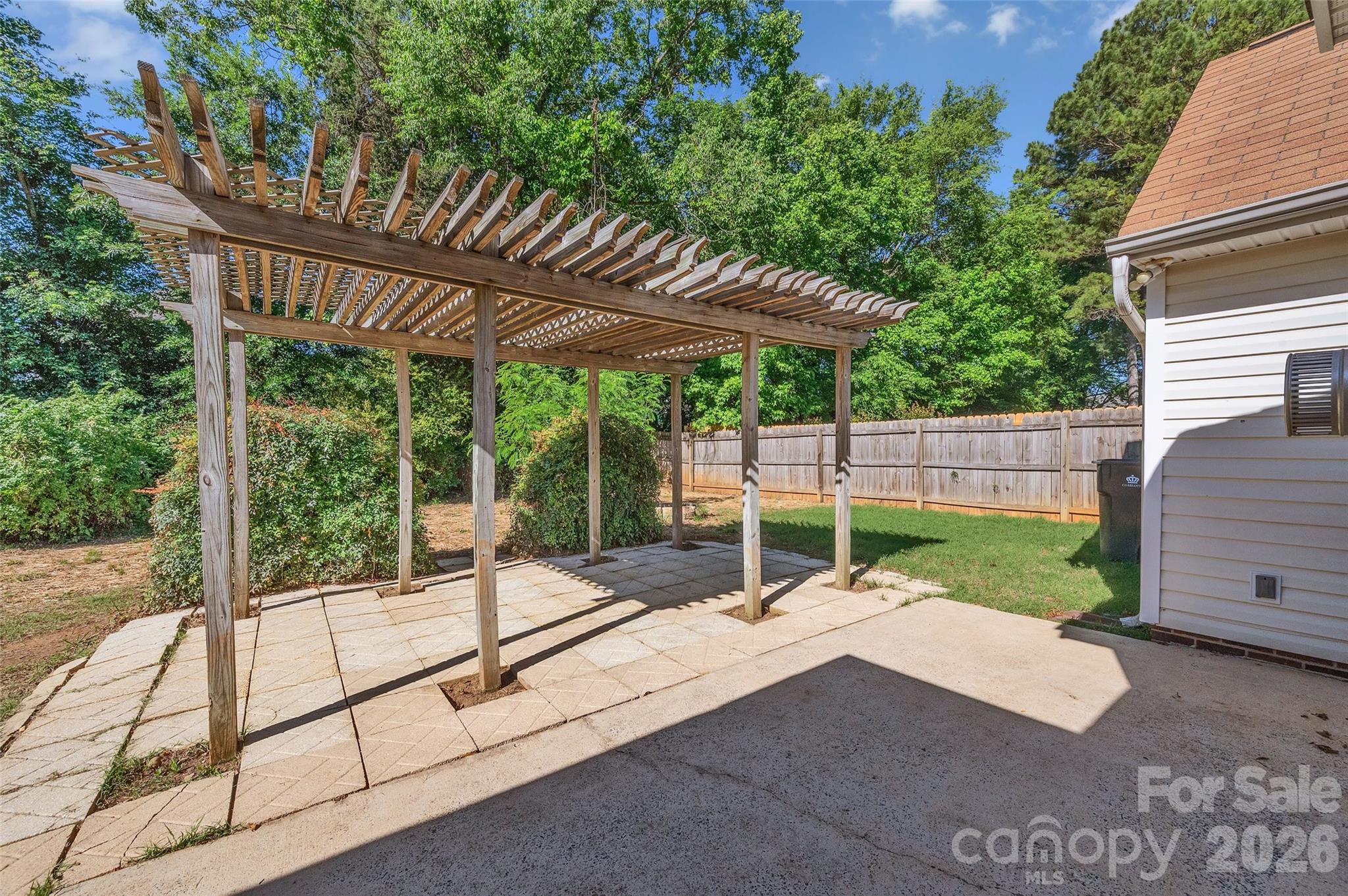 Photo 20 of 14422 Southbridge Forest Drive, Charlotte, NC