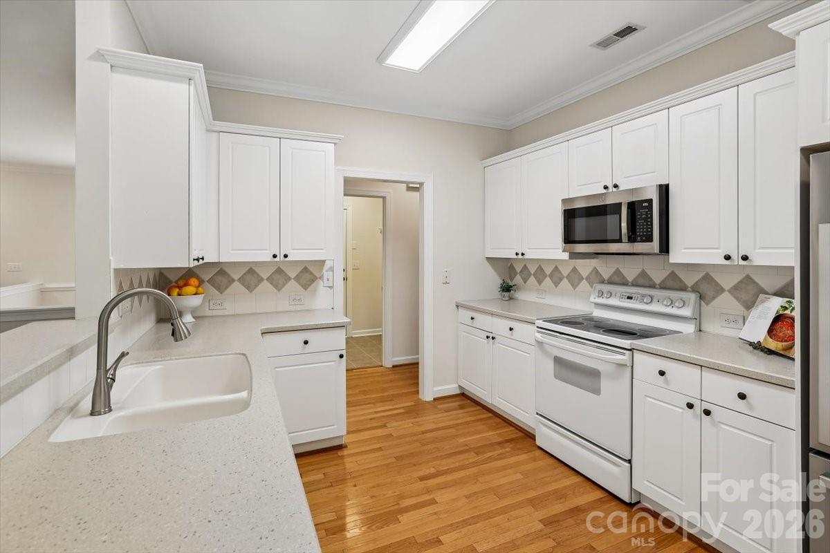 Home for sale at 6318 Stephens Grove Lane, Huntersville, NC — photo 5 of 28