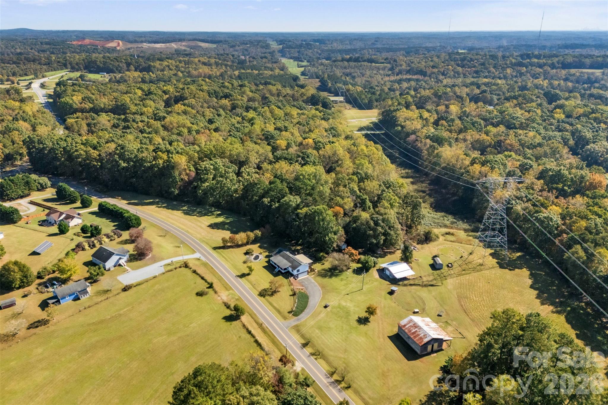 320 Huffstetler Lake Road, Dallas, NC - photo 2 of 41