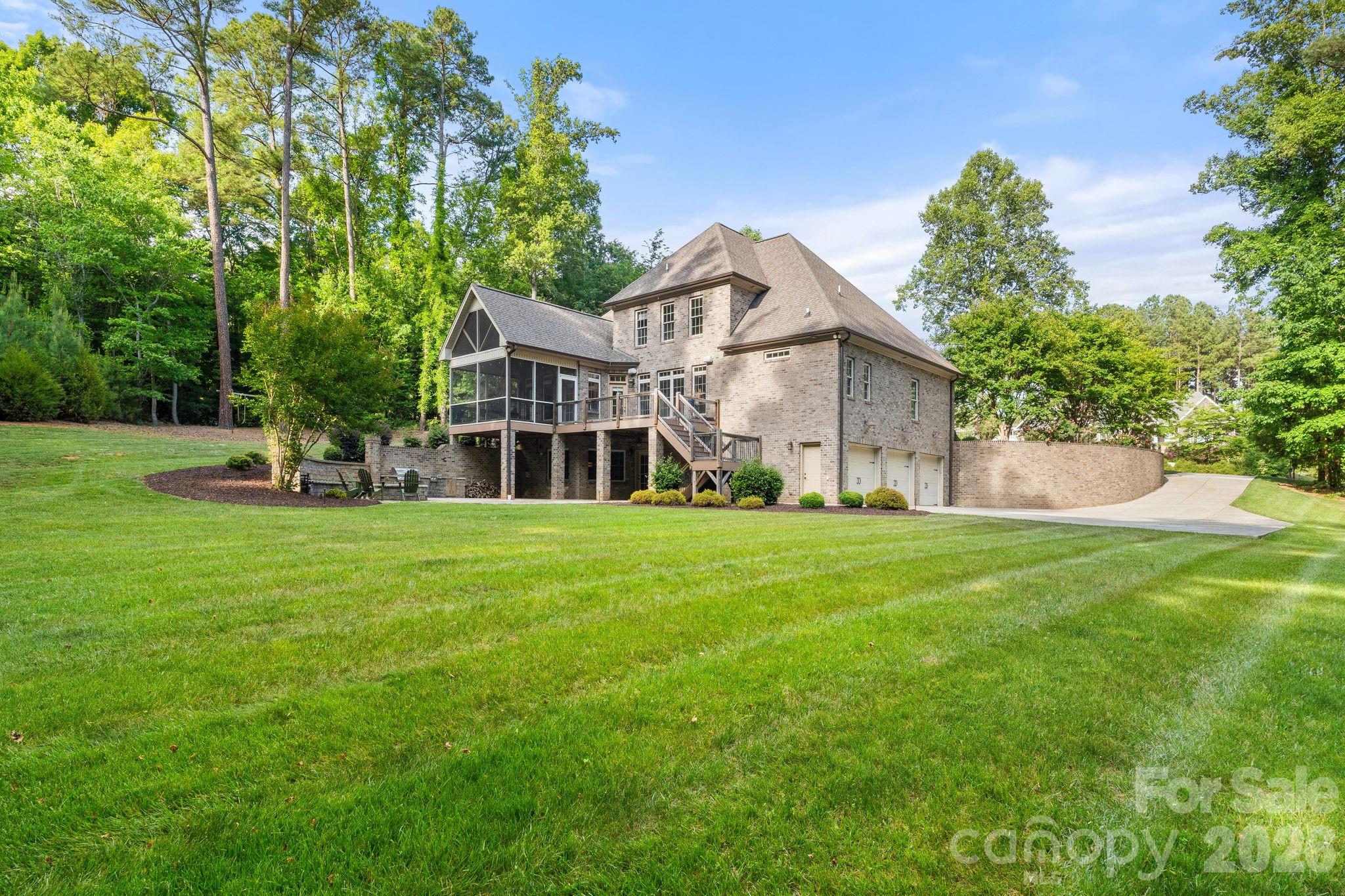 8050 Windswept Drive, Belews Creek, NC - photo 4 of 48