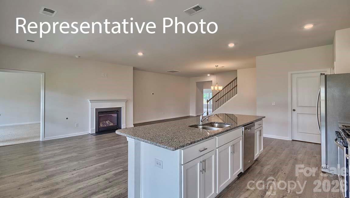 Photo 9 of 6519 Barcelona Way, Charlotte, NC