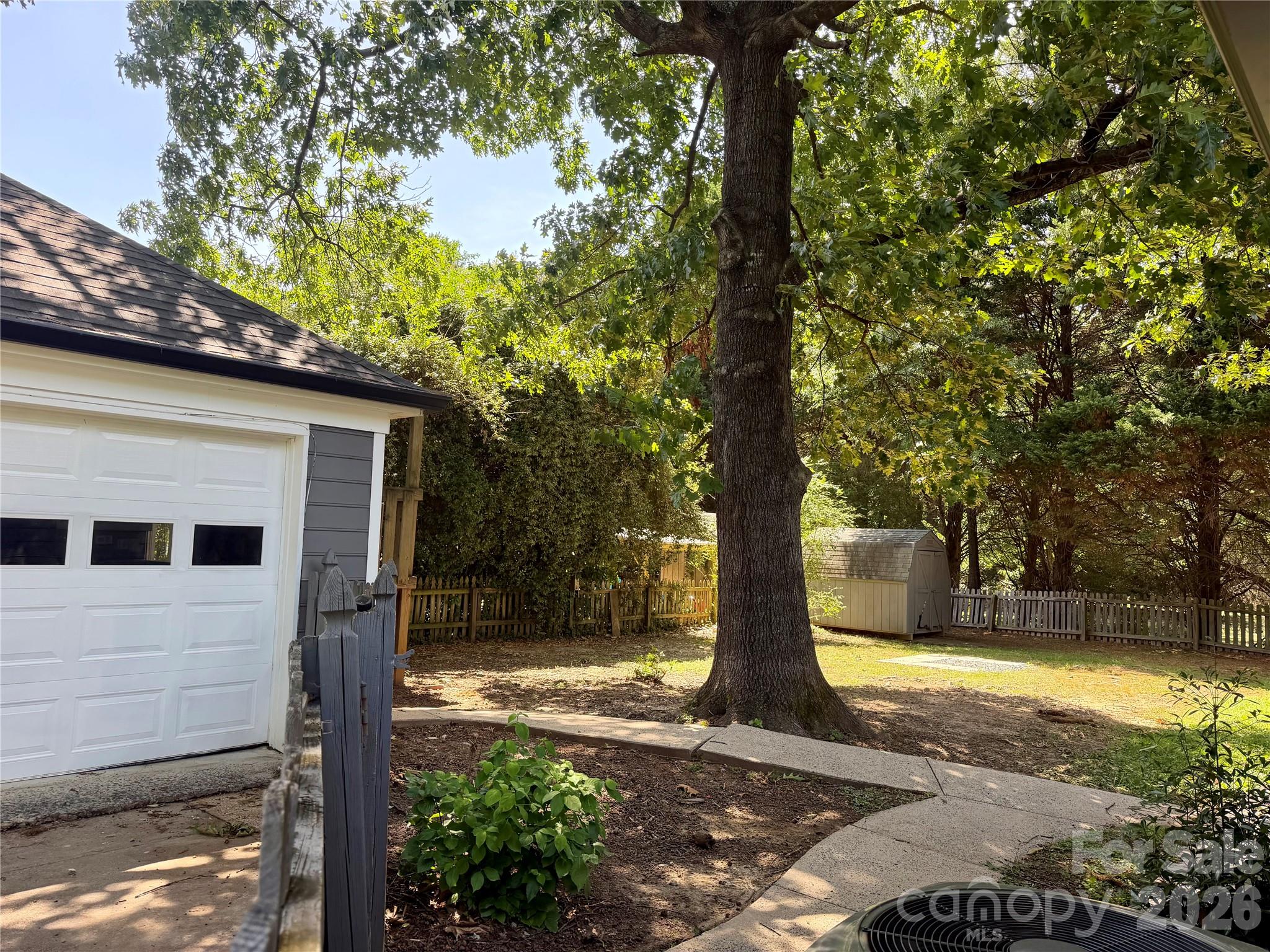 Photo 7 of 4015 Thistledown Court8, Charlotte, NC