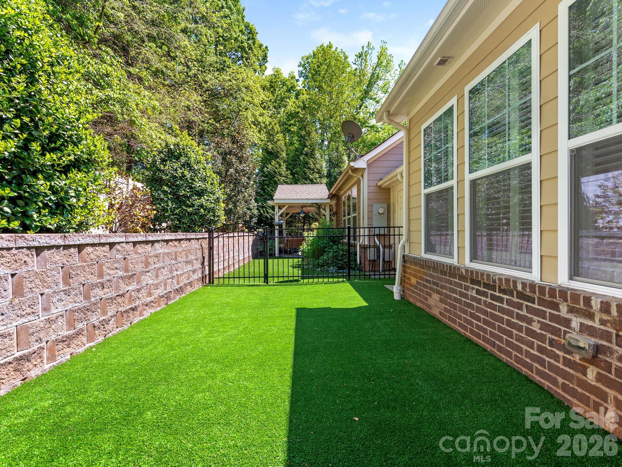 Photo 30 of 6025 Glenmore Garden Drive, Charlotte, NC