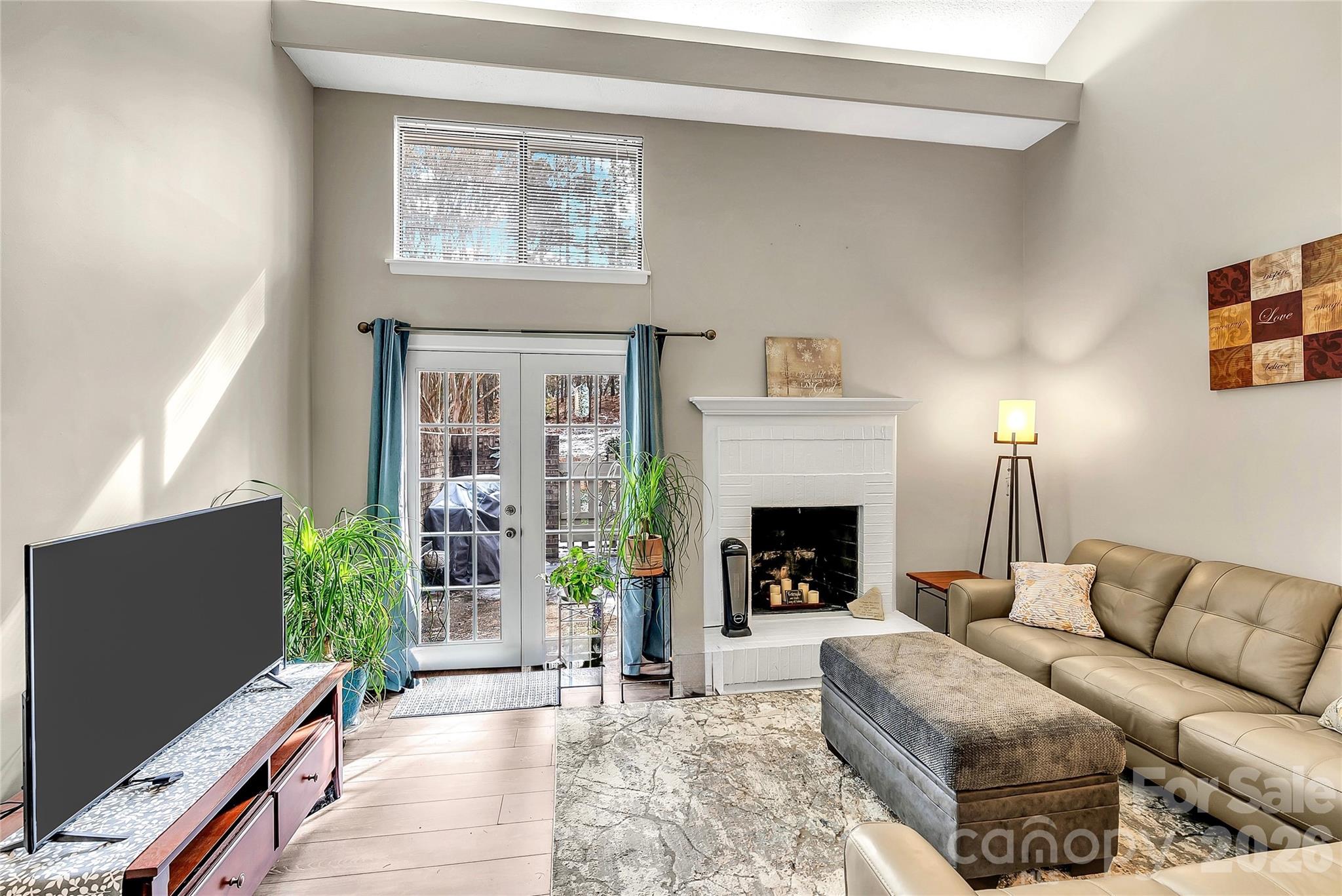 Photo 2 of 8073 Charter Oak Lane, Charlotte, NC