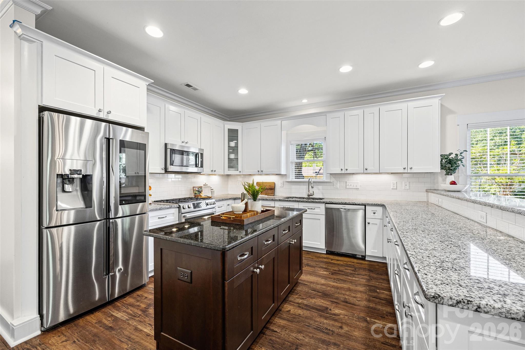 Photo 4 of 2562 Roseview Lane, Charlotte, NC