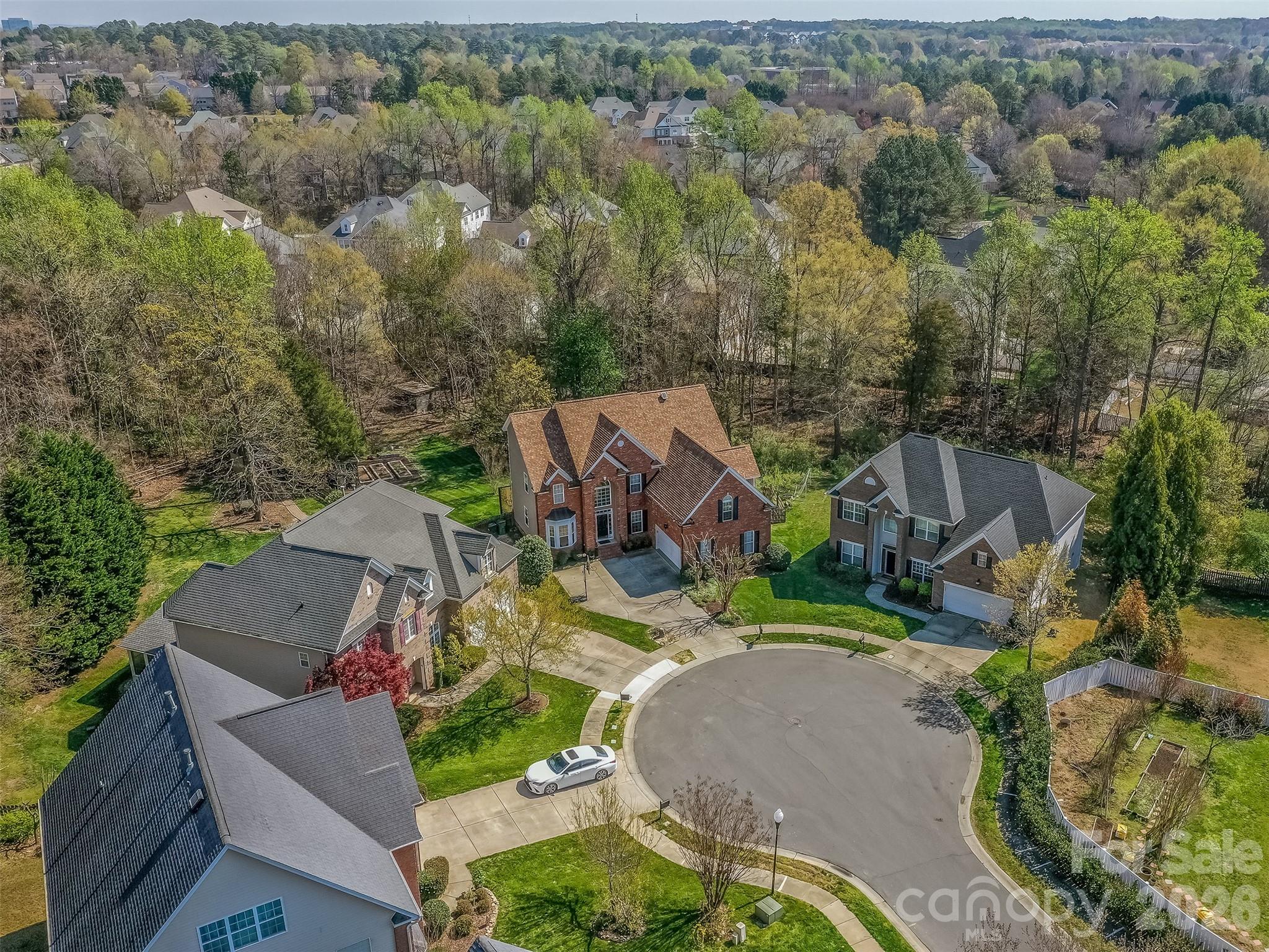 Photo 38 of 12103 Crescent Run Court, Charlotte, NC