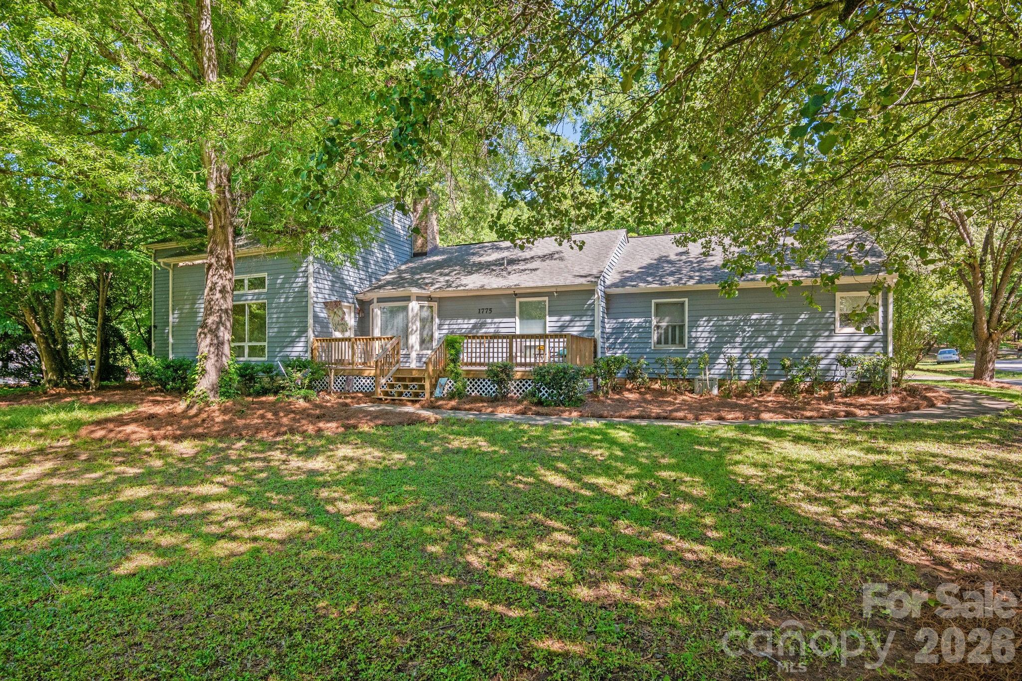 1775 Apple Tree Lane, Fort Mill, SC - photo 2 of 46