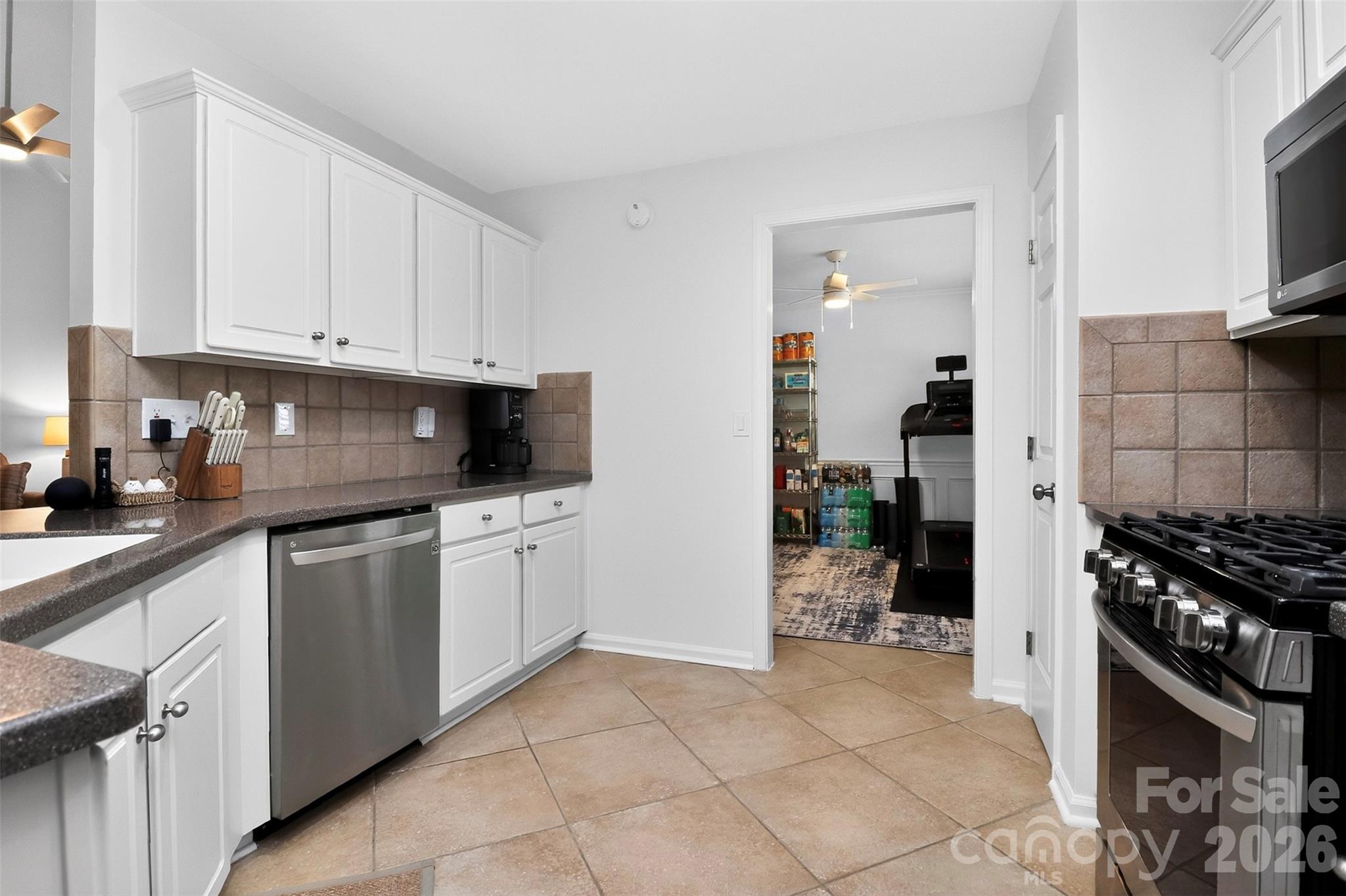 Photo 22 of 11542 Laurel View Drive, Charlotte, NC