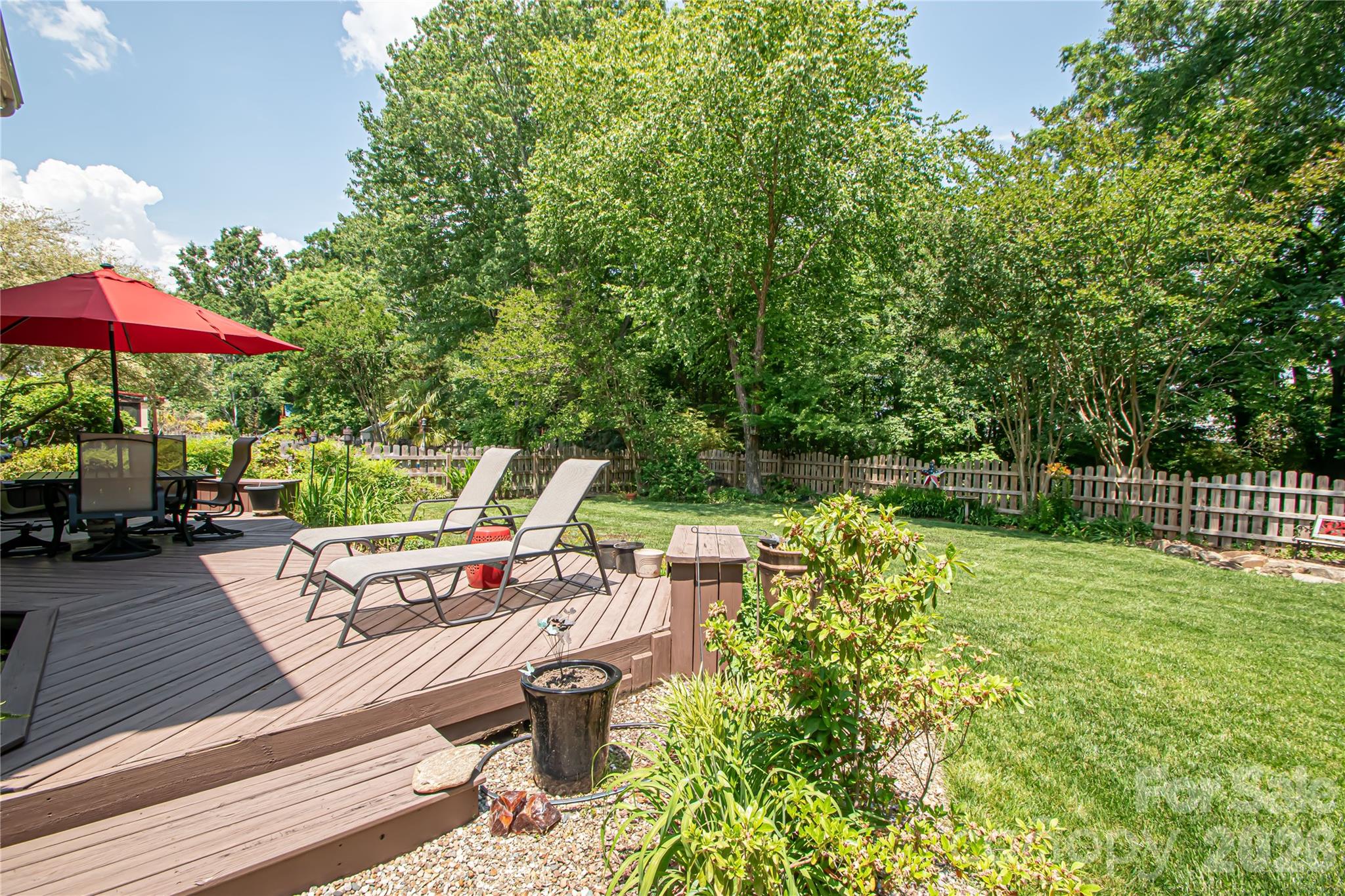9301 Hanworth Trace Drive, Charlotte, NC - photo 3 of 42