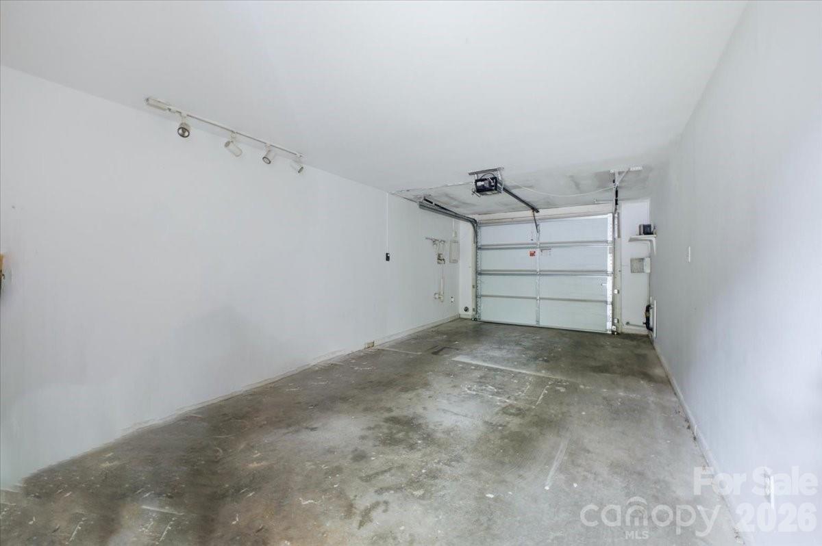 Photo 25 of 721 N Poplar Street7, Charlotte, NC