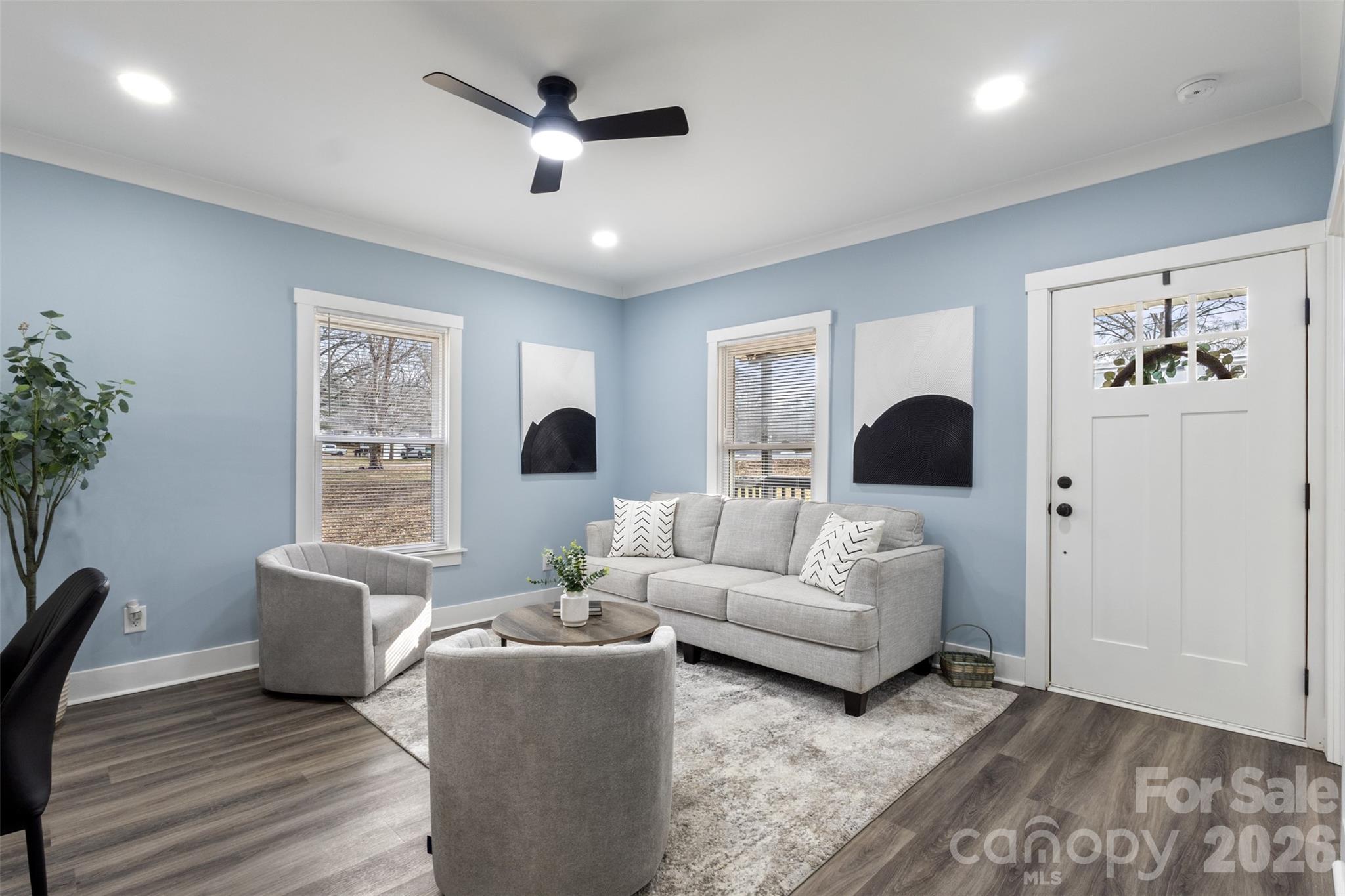 305 E Henry Street, Belmont, NC - photo 7 of 28
