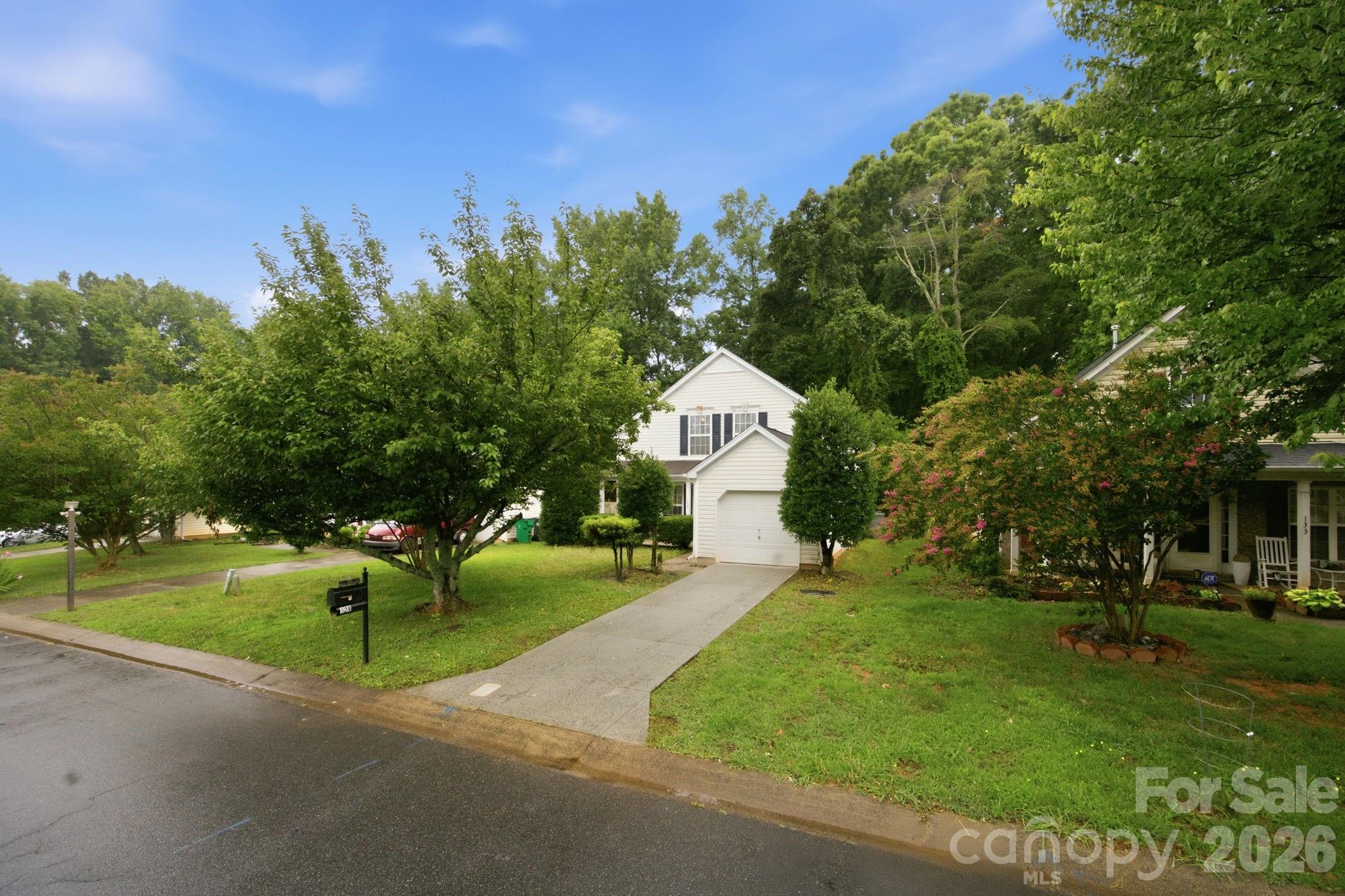 Photo 33 of 129 Winding Canyon Drive, Charlotte, NC