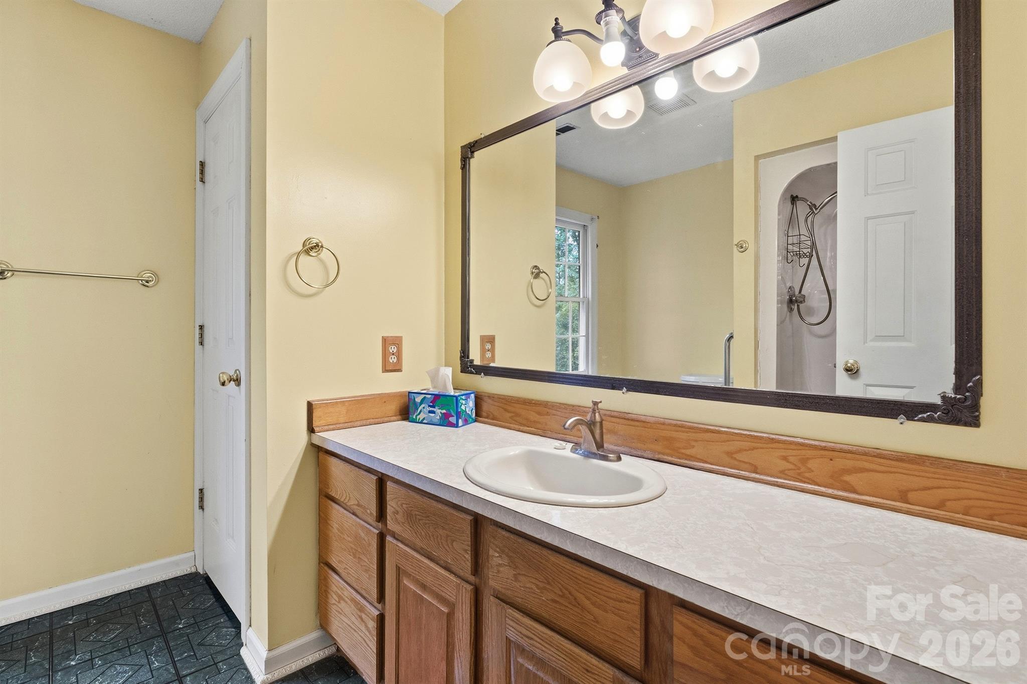 1227 Shirebourn None, Hickory, NC - photo 34 of 48