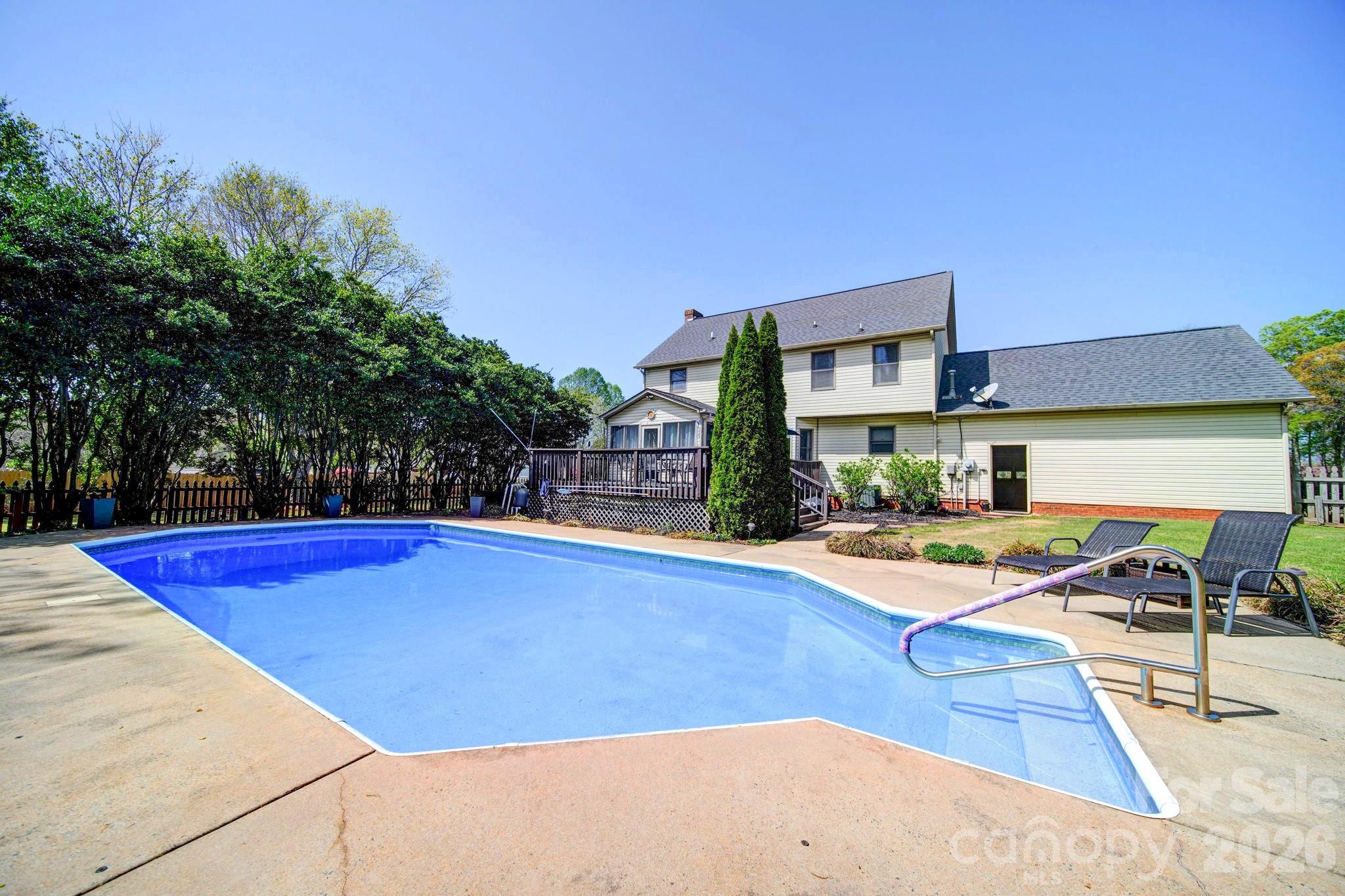Photo 3 of 120 Ridgewood Court, Salisbury, NC