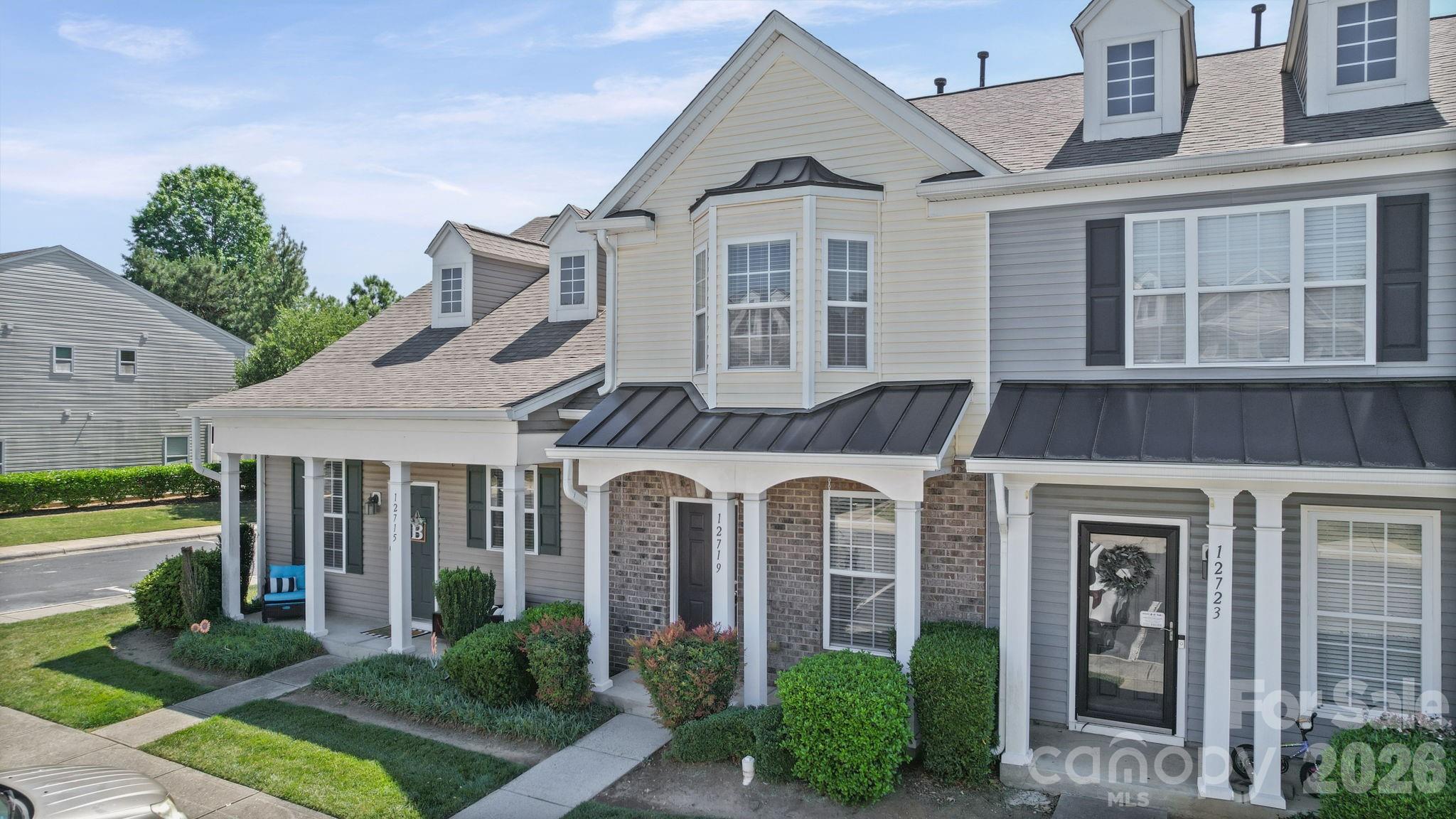 Photo 2 of 12719 Persimmon Tree Drive, Charlotte, NC
