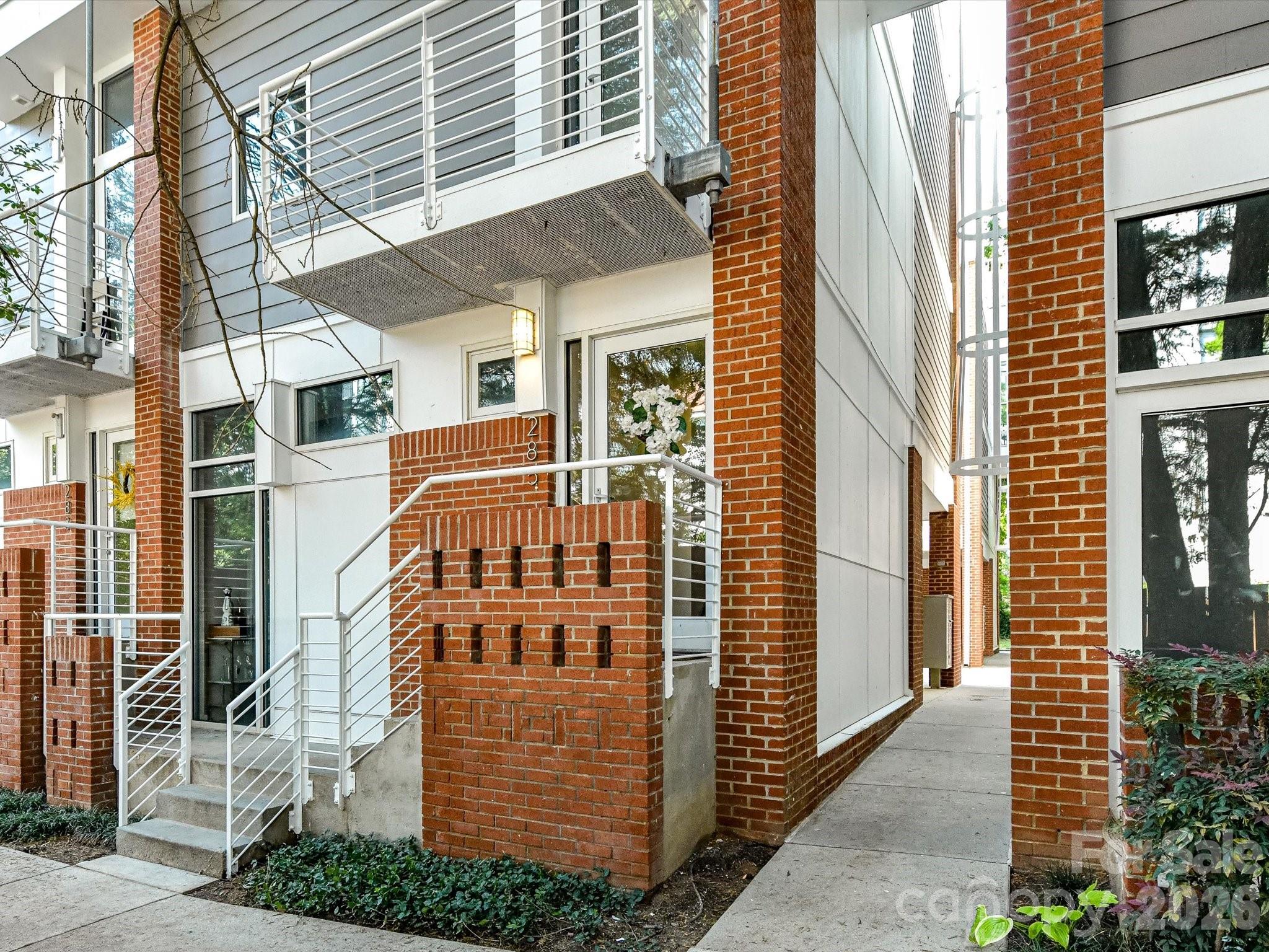 Photo 3 of 285 McDonald Avenue, Charlotte, NC