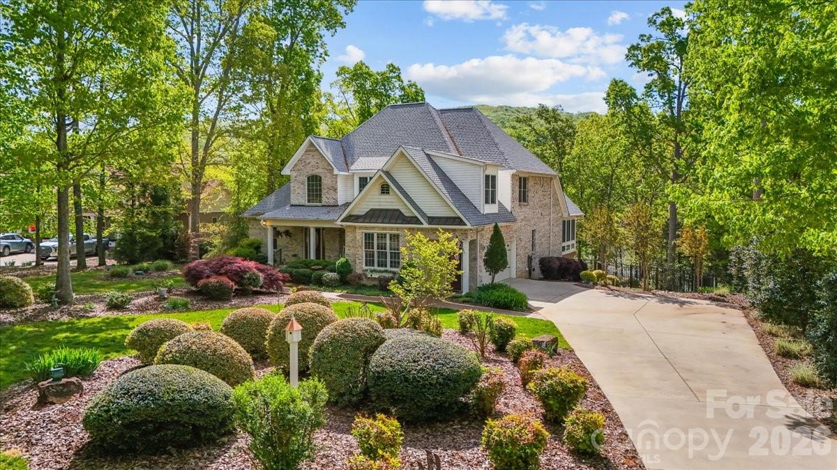 Photo 2 of 135 Harbor Drive W, Lexington, NC