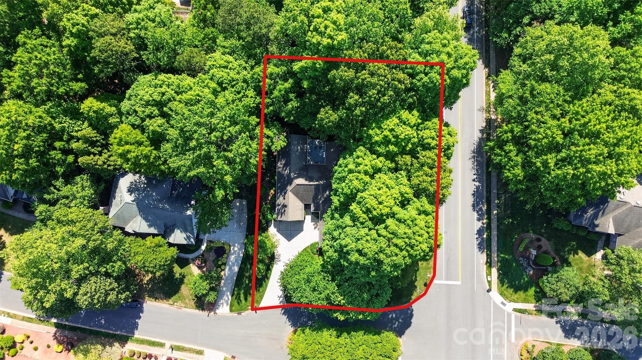 Photo 2 of 8902 Taunton Drive, Huntersville, NC