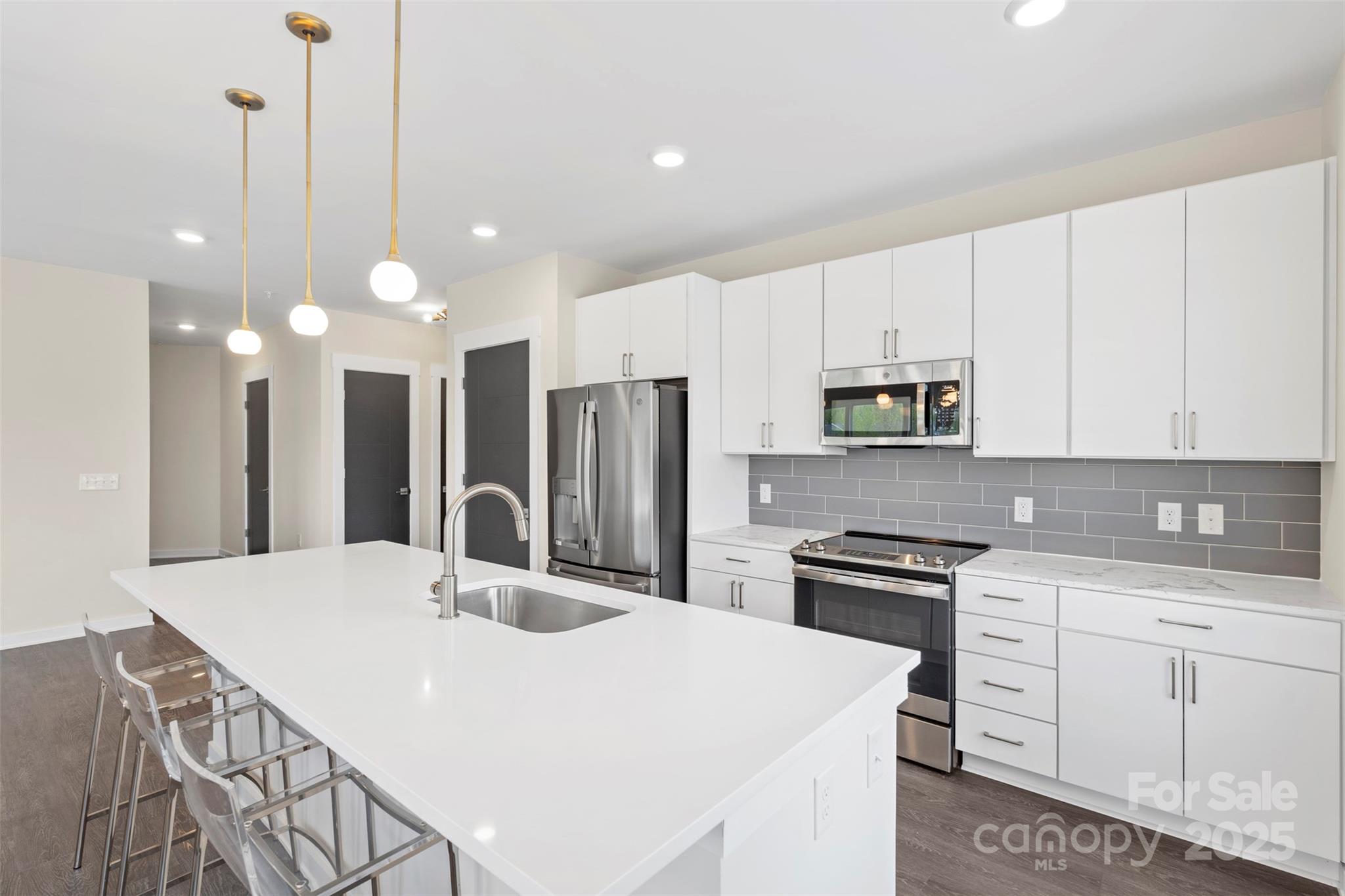 Photo 7 of 3630 N Davidson Street3301, Charlotte, NC