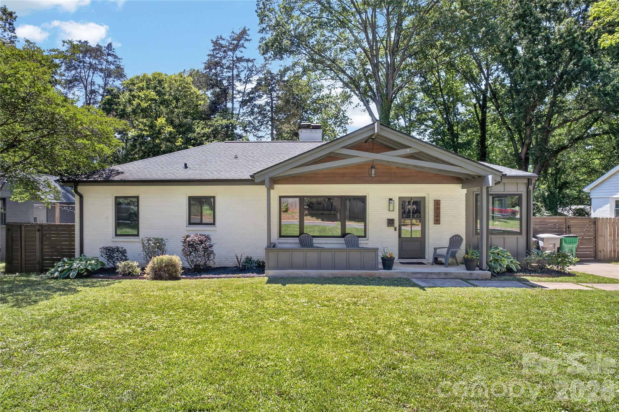1721 Merry Oaks Road, Charlotte, NC