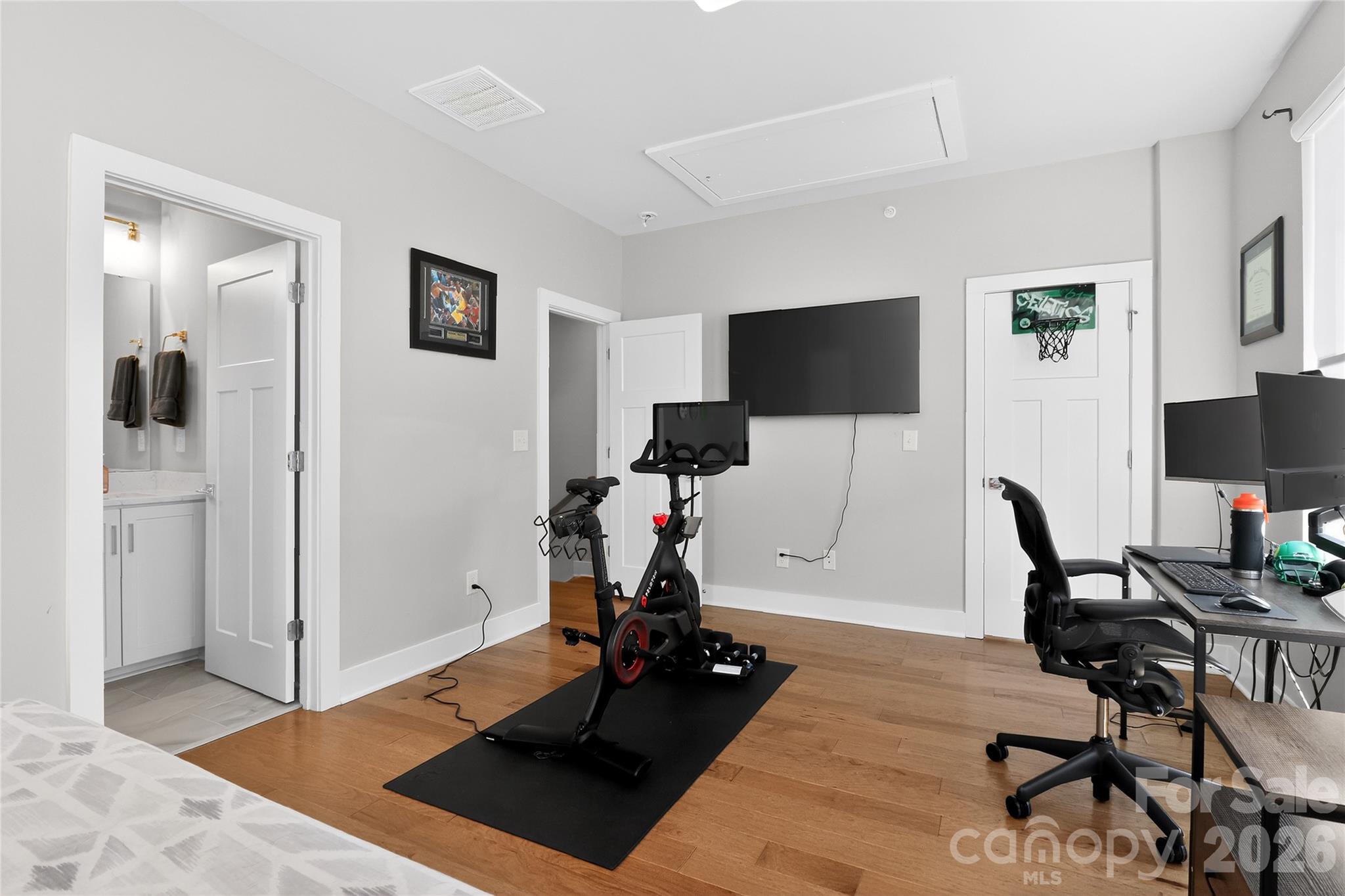 2024 Bryant Park Drive, Charlotte, NC - photo 22 of 37