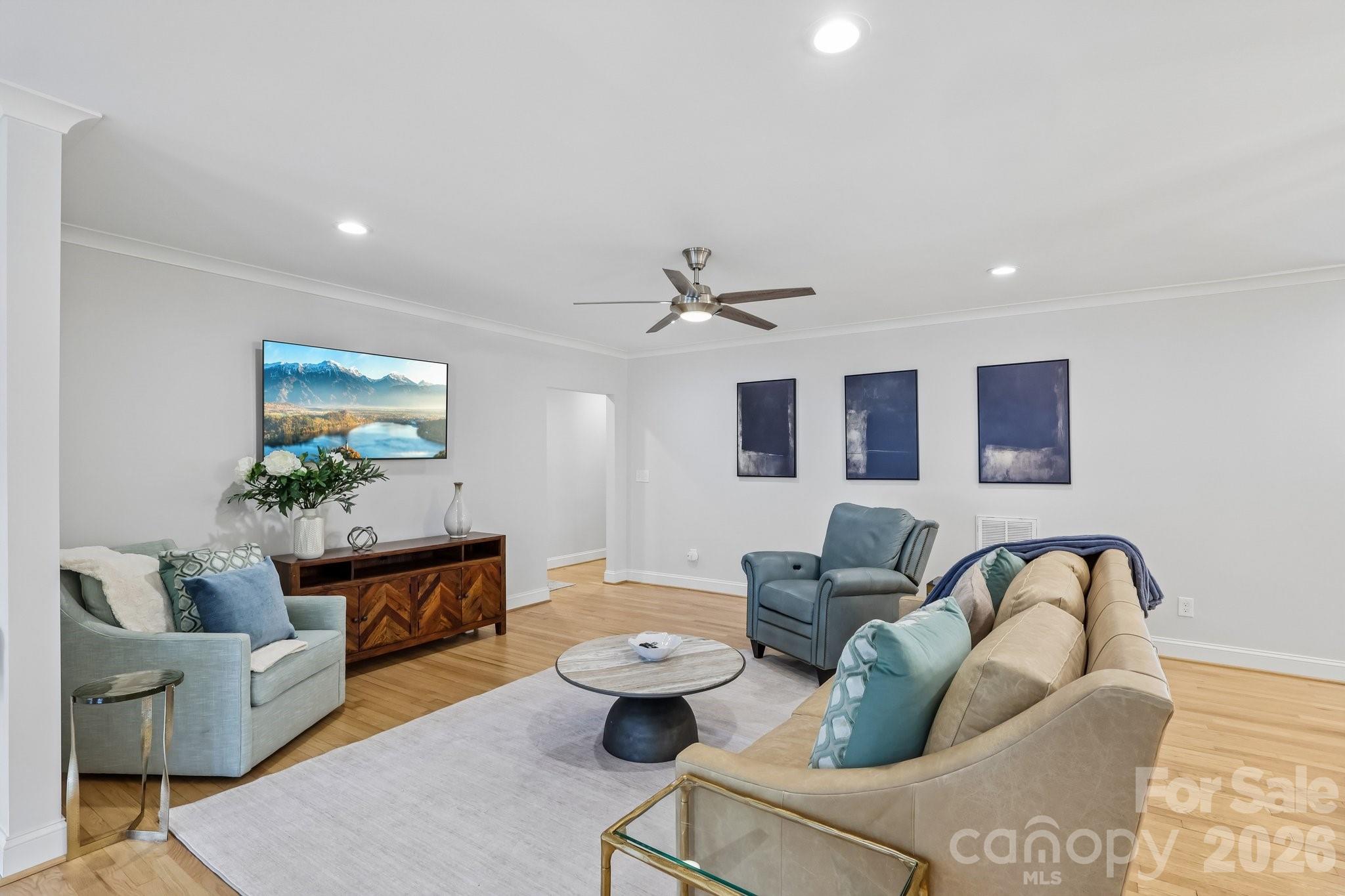Photo 9 of 1315 Holmes Drive, Charlotte, NC