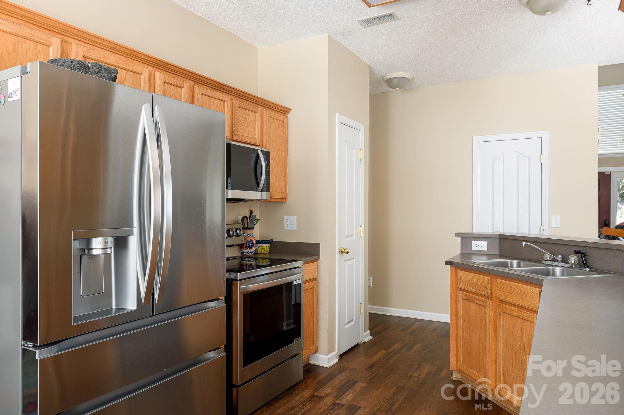Photo 16 of 2926 Crawford Brook Lane, Charlotte, NC