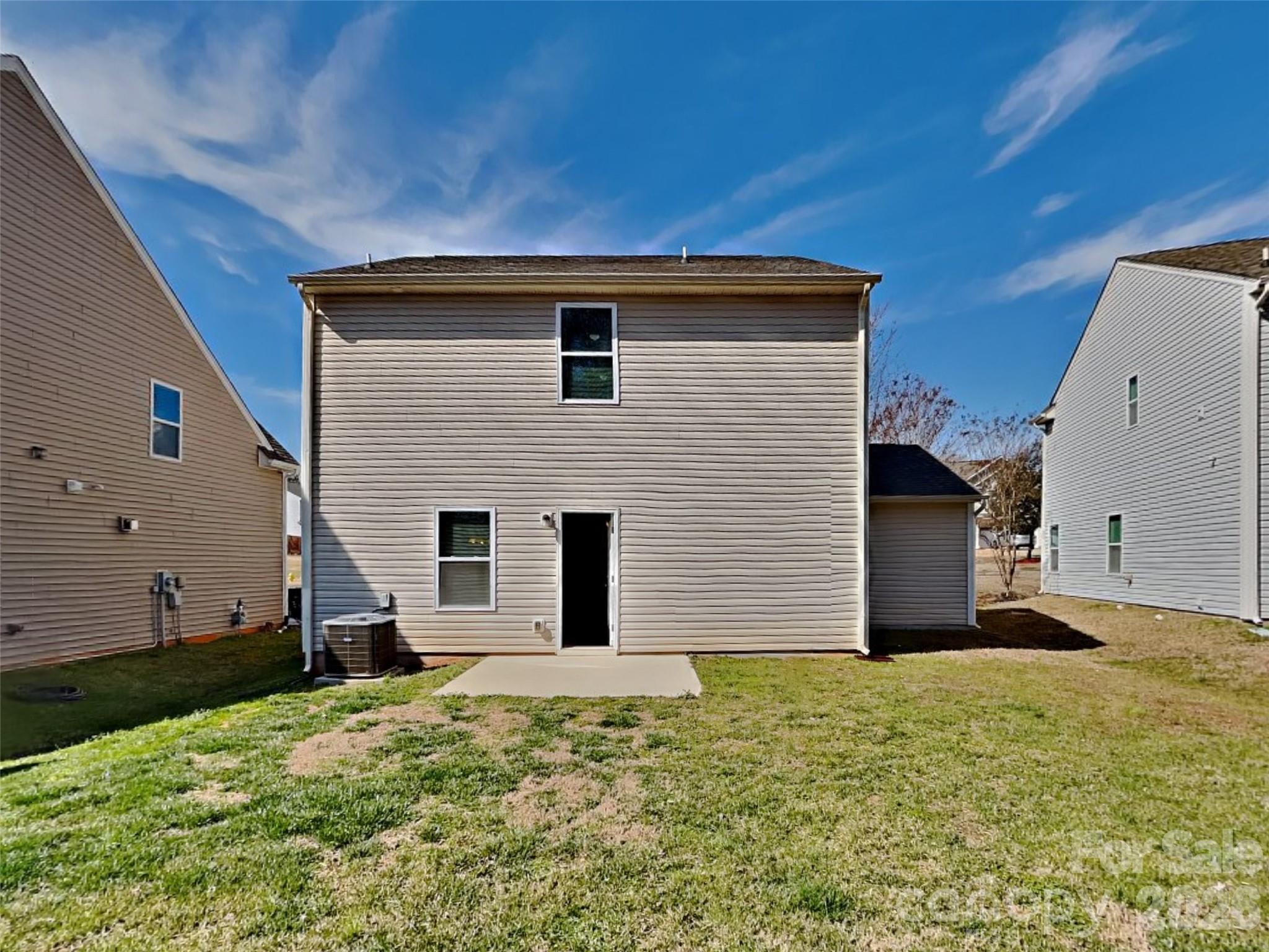 Photo 2 of 814 Sarah Laura Lane, Statesville, NC