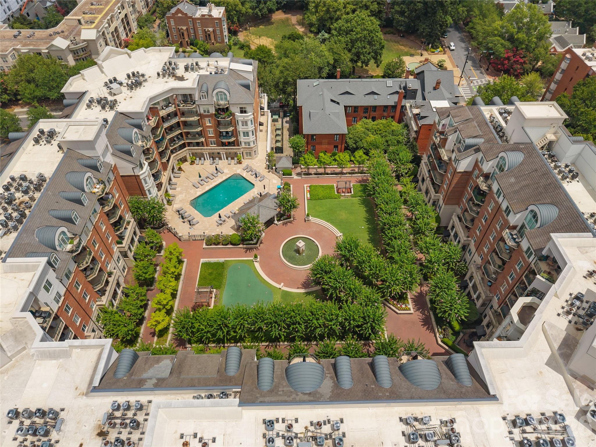Photo 5 of 300 W 5th Street343, Charlotte, NC