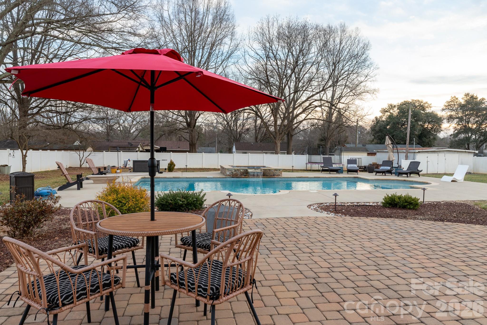 Home for sale at 813 W Mountain Street, Kings Mountain, NC — photo 13 of 38