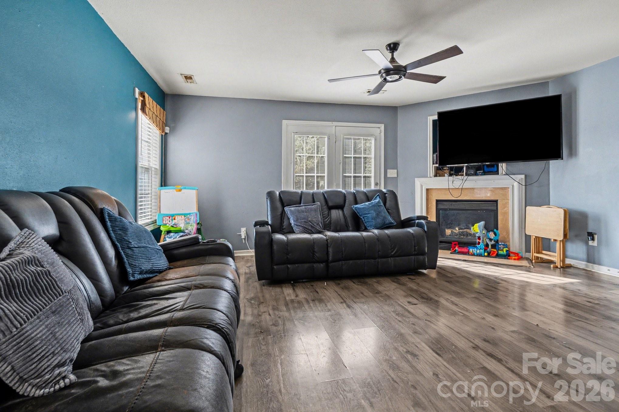 Photo 2 of 1409 Majestic Meadow Drive, Charlotte, NC