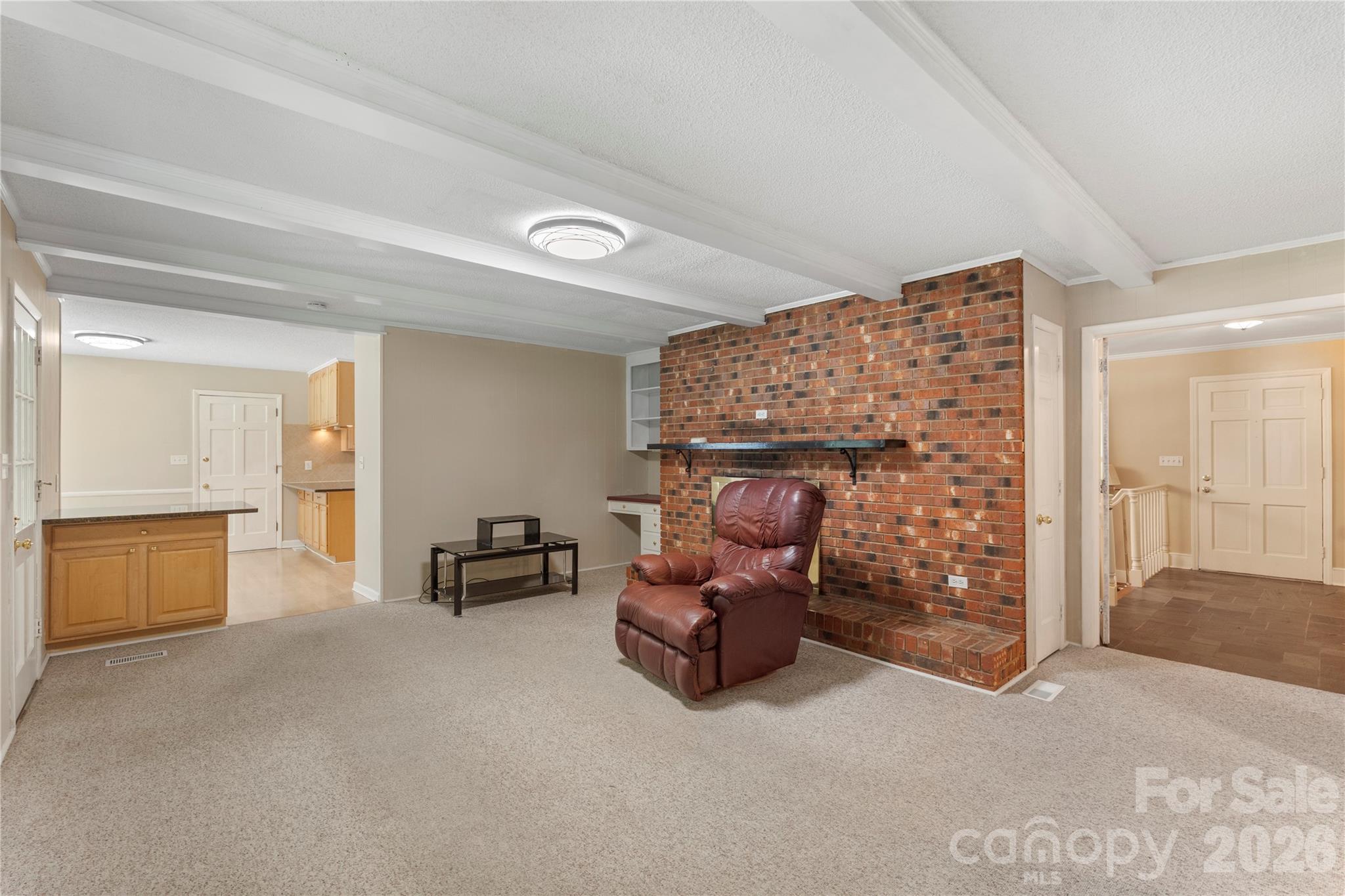 Home for sale at 221 Kingsway Circle, Charlotte, NC — photo 19 of 48