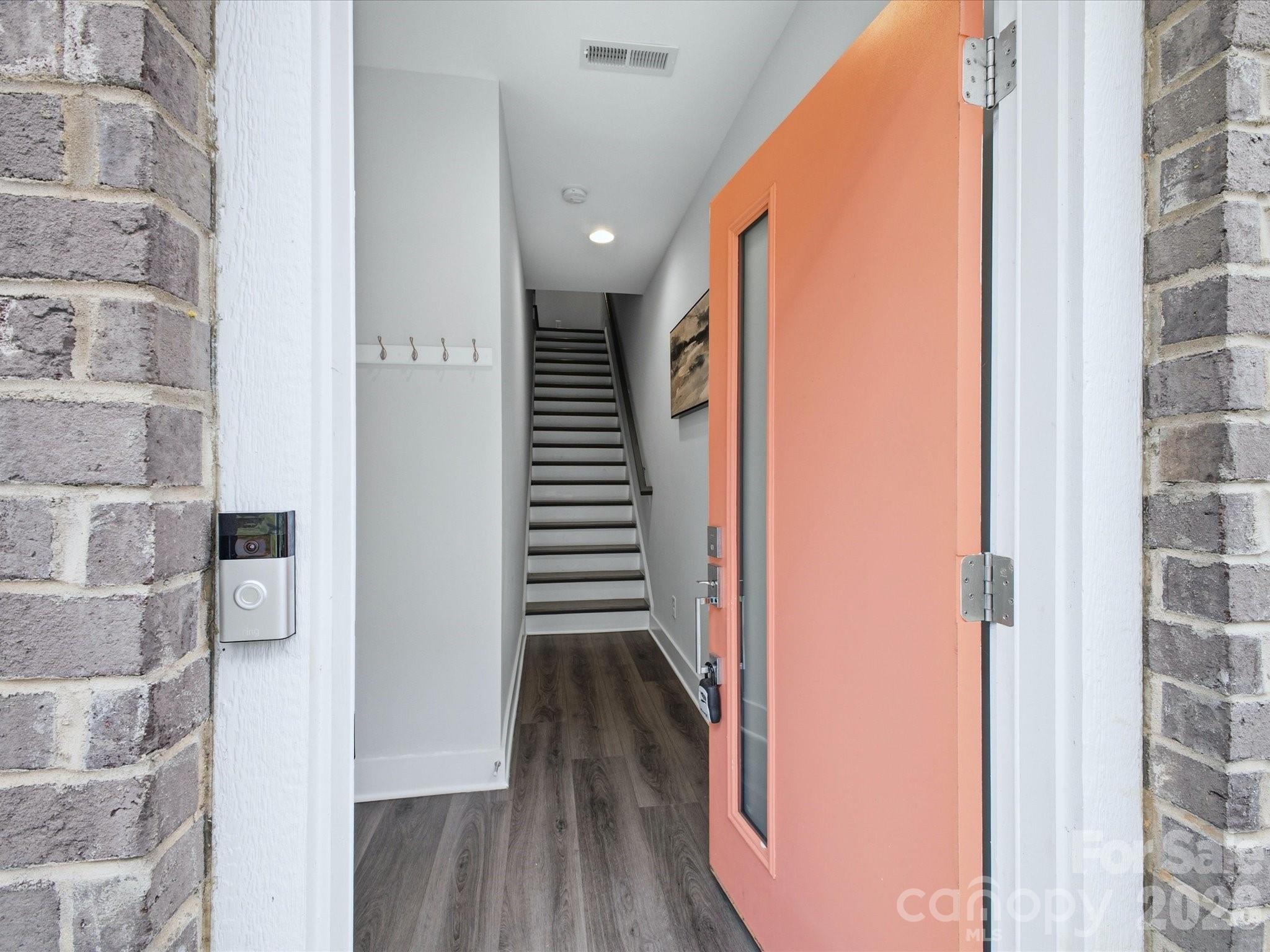 2140 Electric Lane, Charlotte, NC - photo 4 of 39