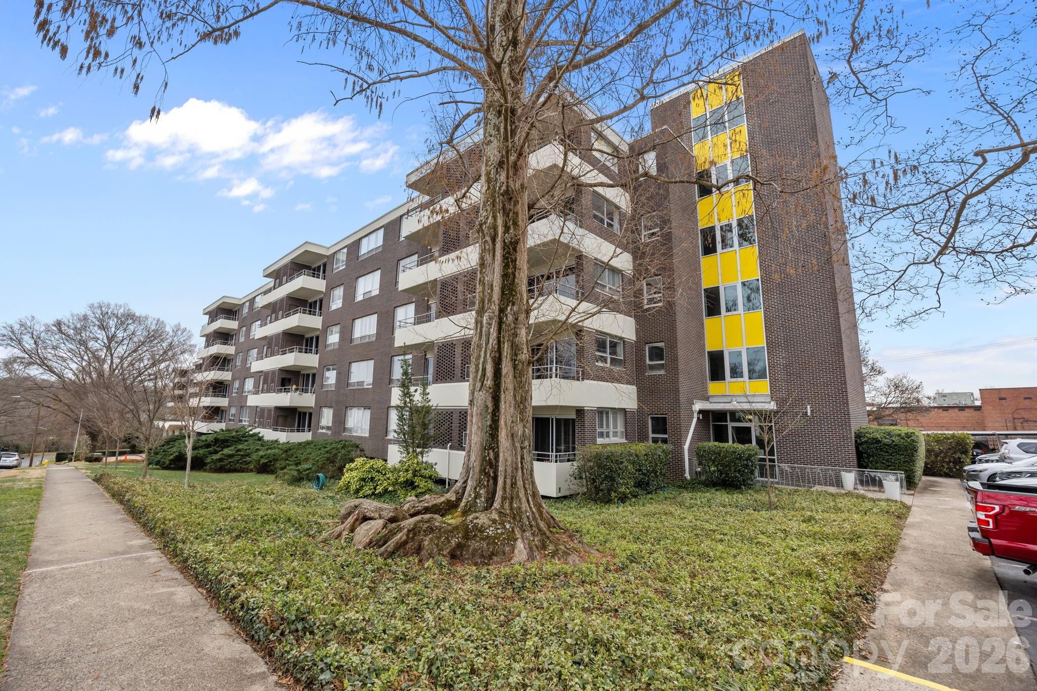 Home for sale at 1300 Reece Road208, Charlotte, NC — photo 1 of 38