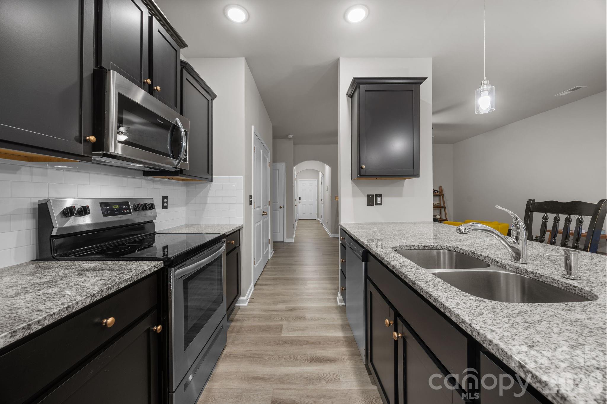 Photo 10 of 8105 Alderton Lane, Charlotte, NC