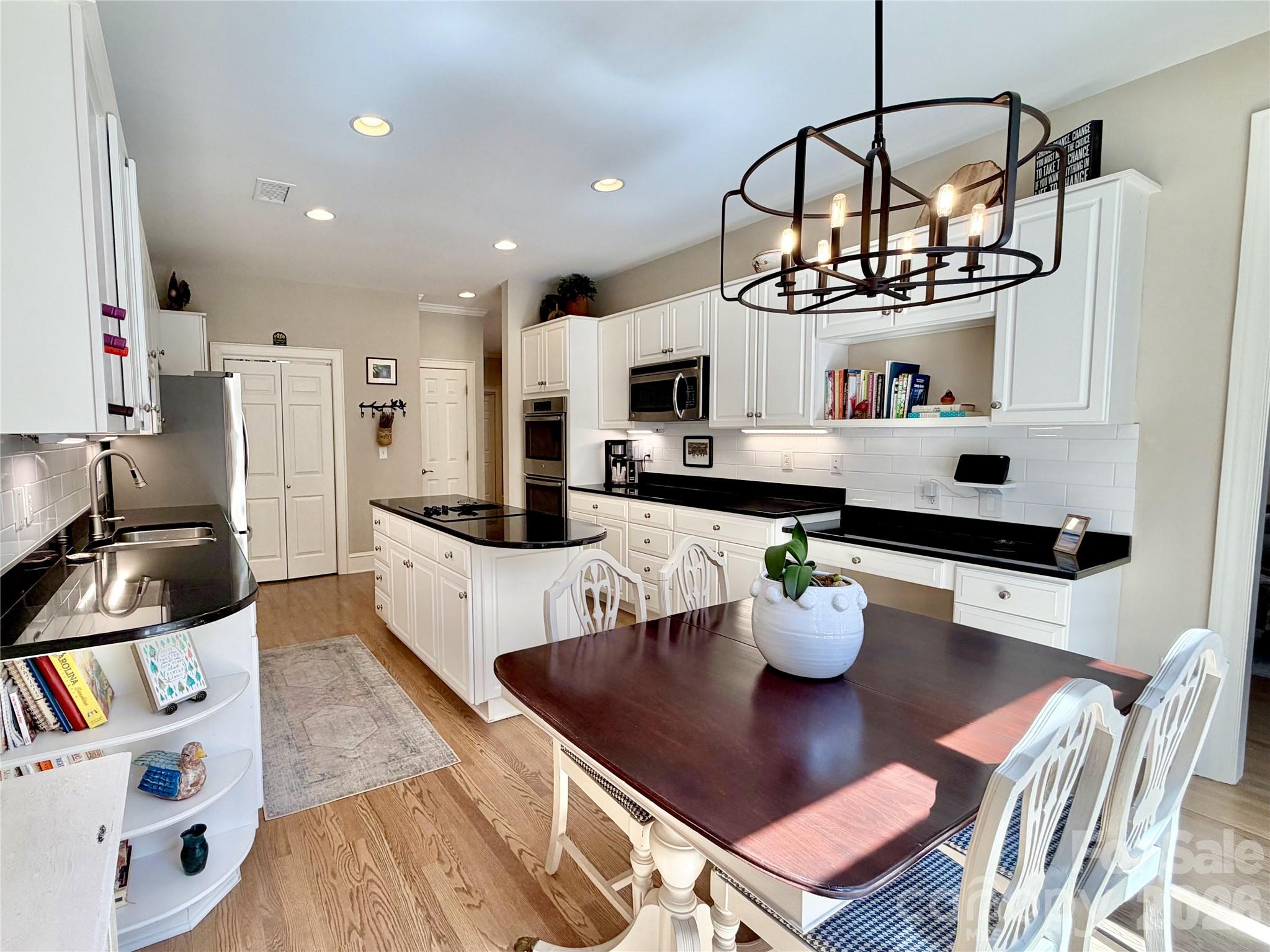 Photo 18 of 8964 Challis Hill Lane, Charlotte, NC