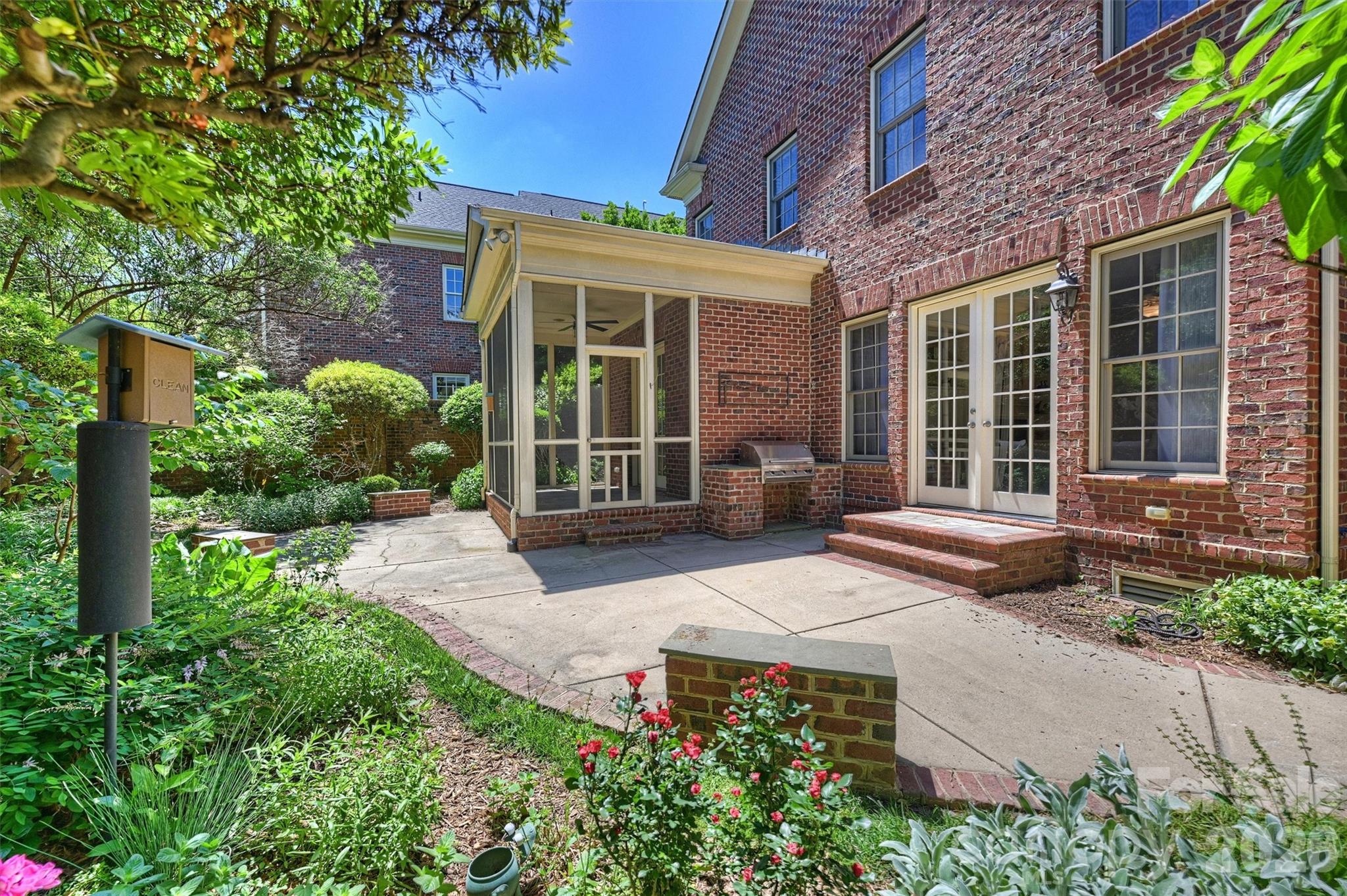 Photo 39 of 1115 S Kings Drive, Charlotte, NC