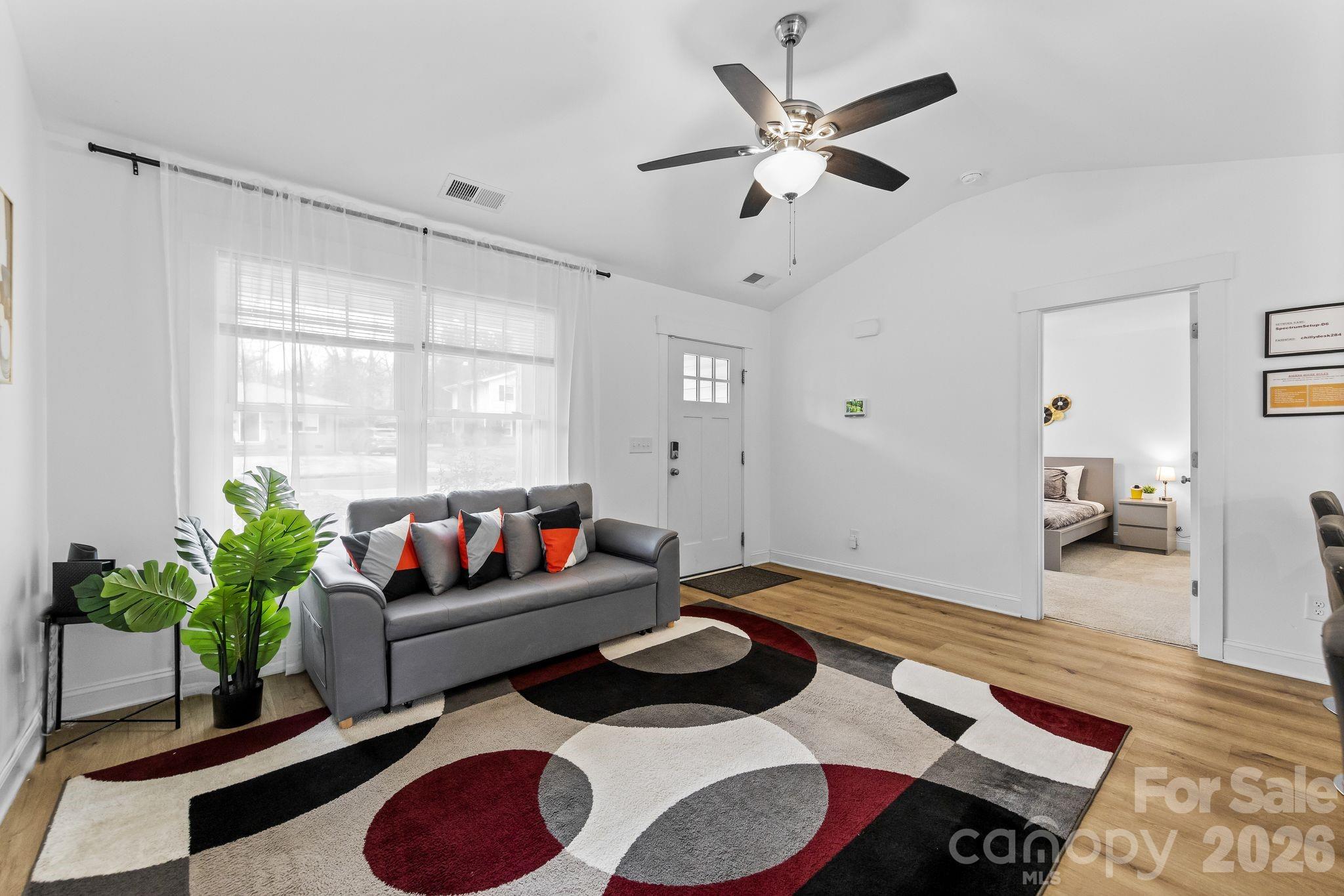 Photo 9 of 4117 Colebrook Road, Charlotte, NC
