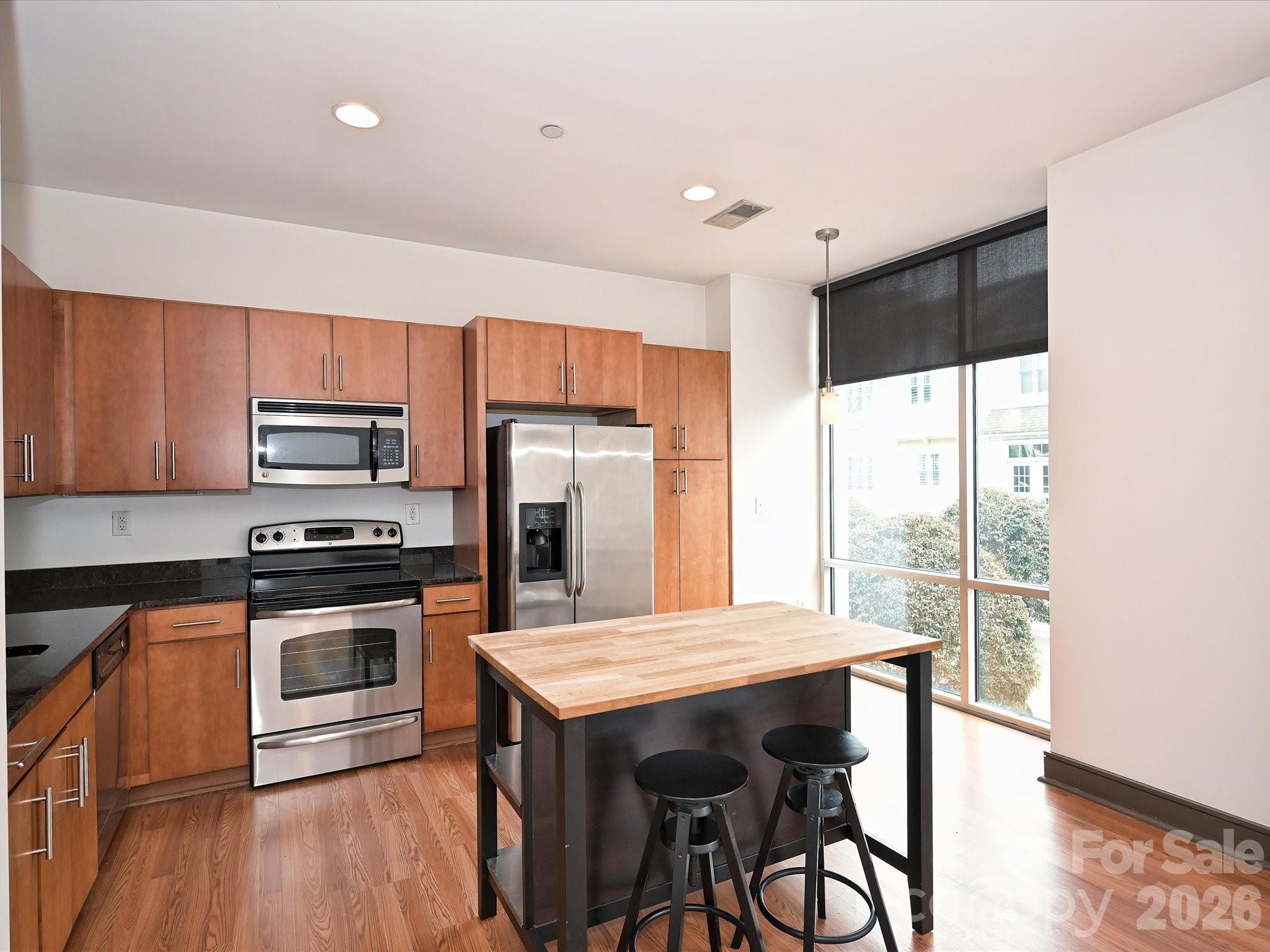 Photo 4 of 2200 Lyndhurst Avenue102, Charlotte, NC