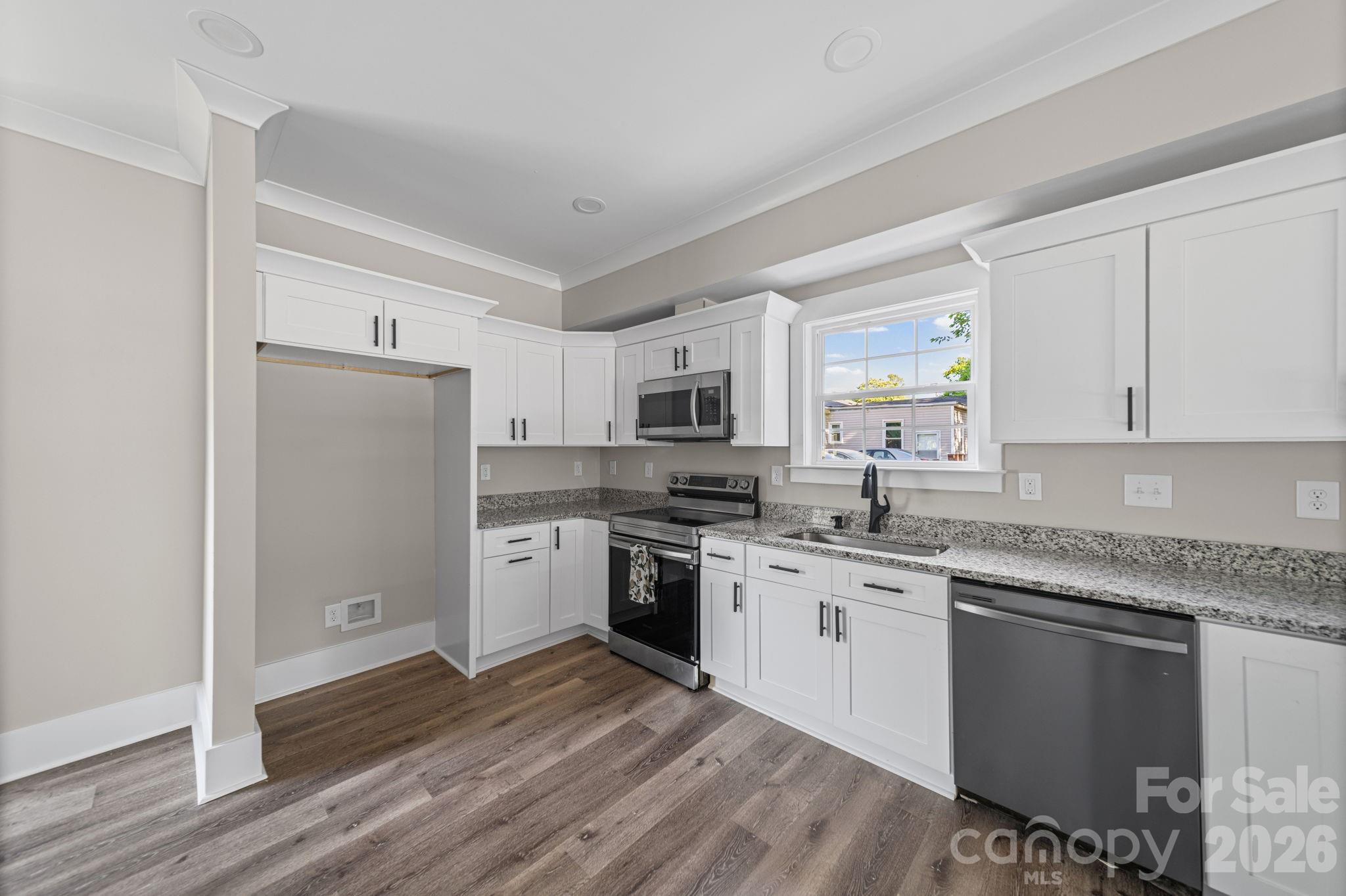 Photo 9 of 2406 Newland Road, Charlotte, NC