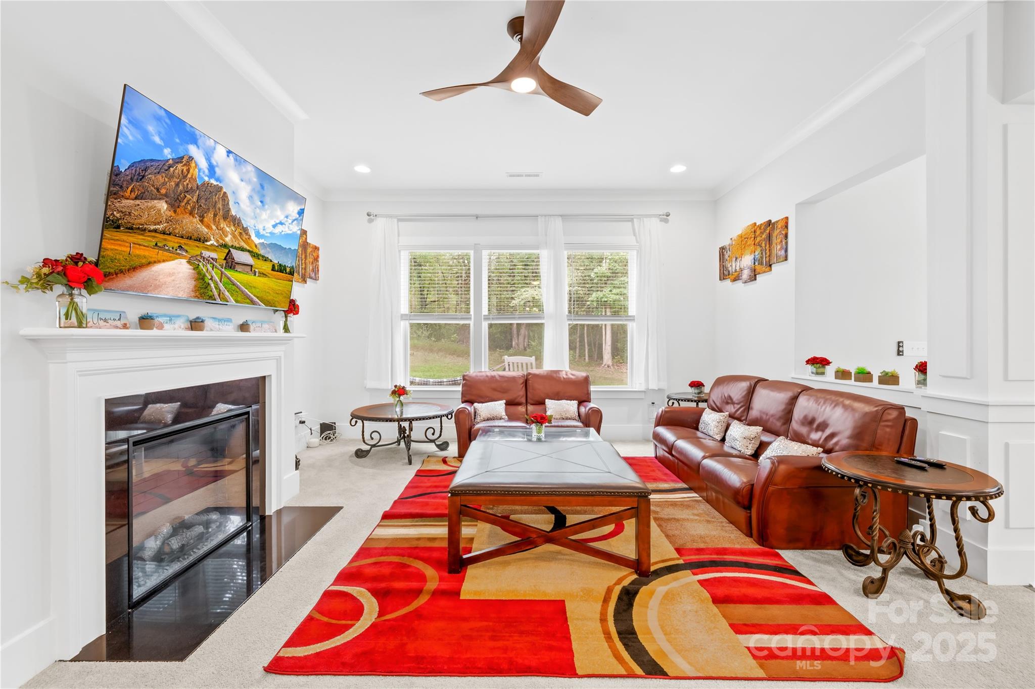 Home for sale at 1727 grace Lane, Charlotte, NC — photo 4 of 47