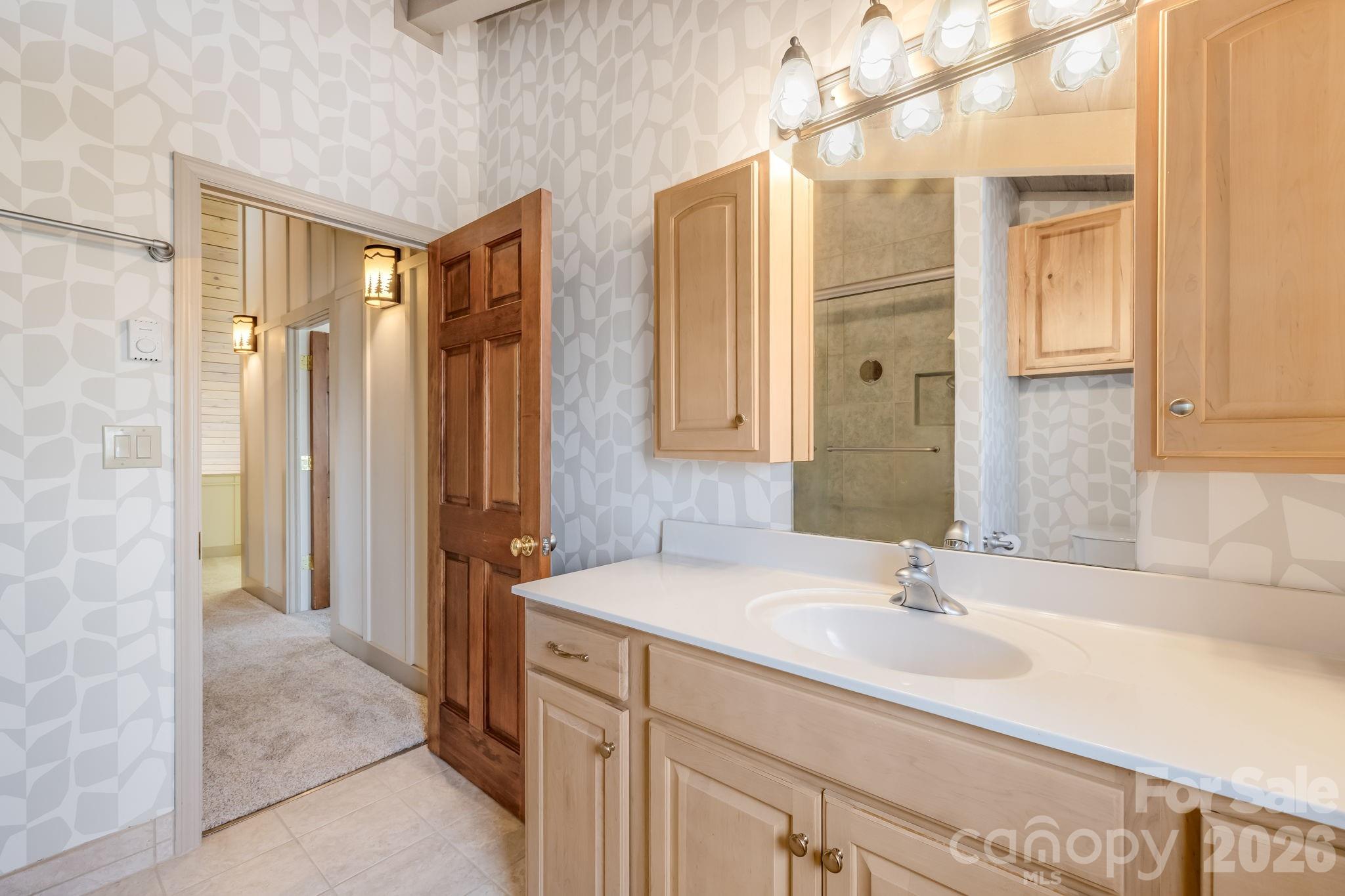 301 Highland Circle, Sugar Mountain, NC - photo 37 of 49