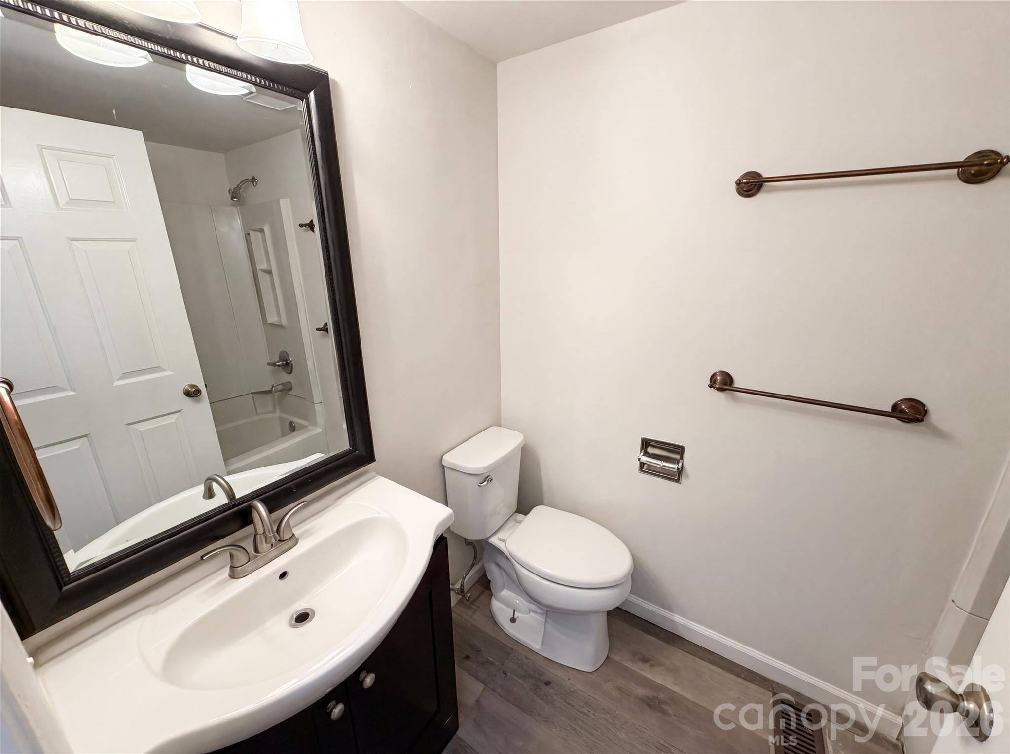 Photo 19 of 7827 Mallen Drive, Charlotte, NC