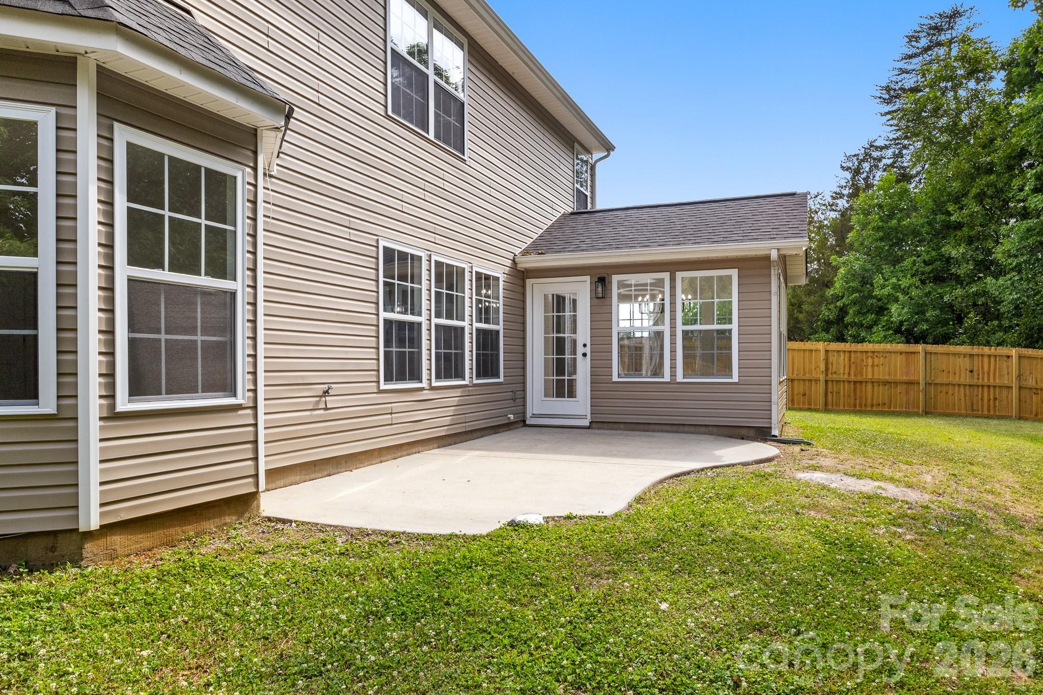 8723 Buttonwood Court, Charlotte, NC - photo 39 of 43