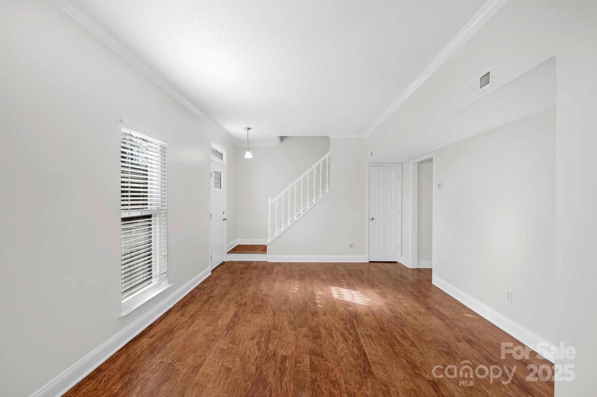 Photo 9 of 6109 Tartan Green Court, Charlotte, NC