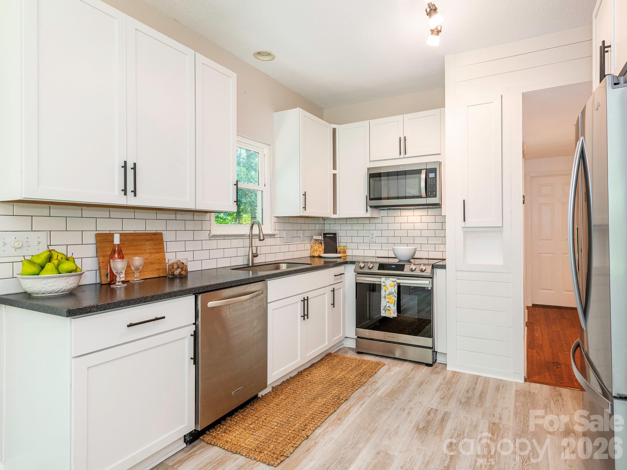 Photo 17 of 1300 Copper Creek Lane, Fort Mill, SC