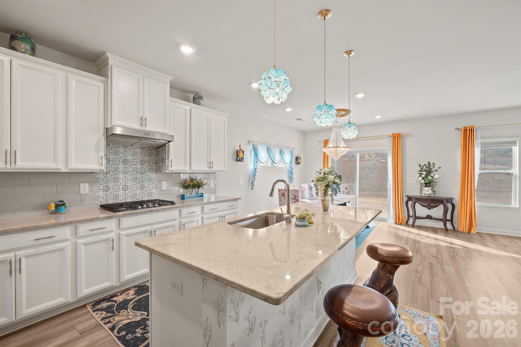 Photo 3 of 13022 KENWORTH Road, Charlotte, NC